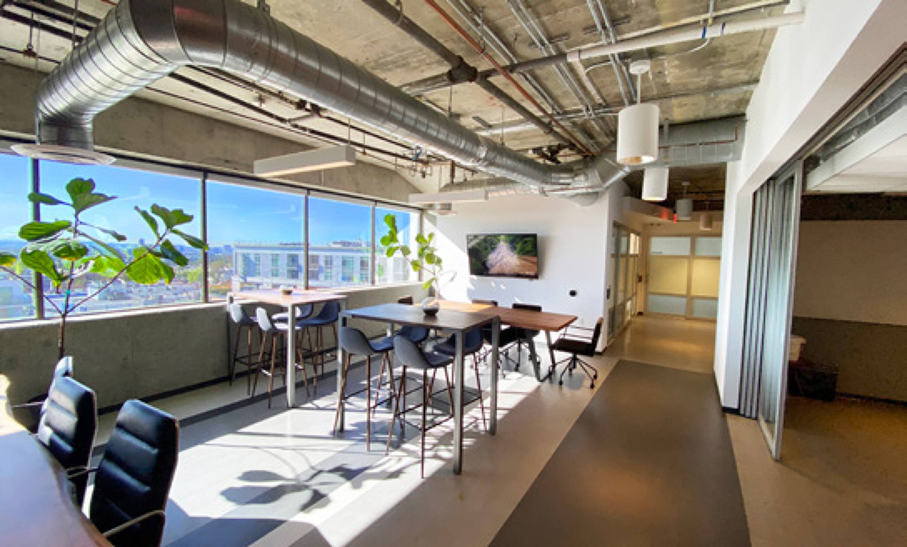 7080 Hollywood Blvd, Los Angeles, CA 90028 | Crexi.com