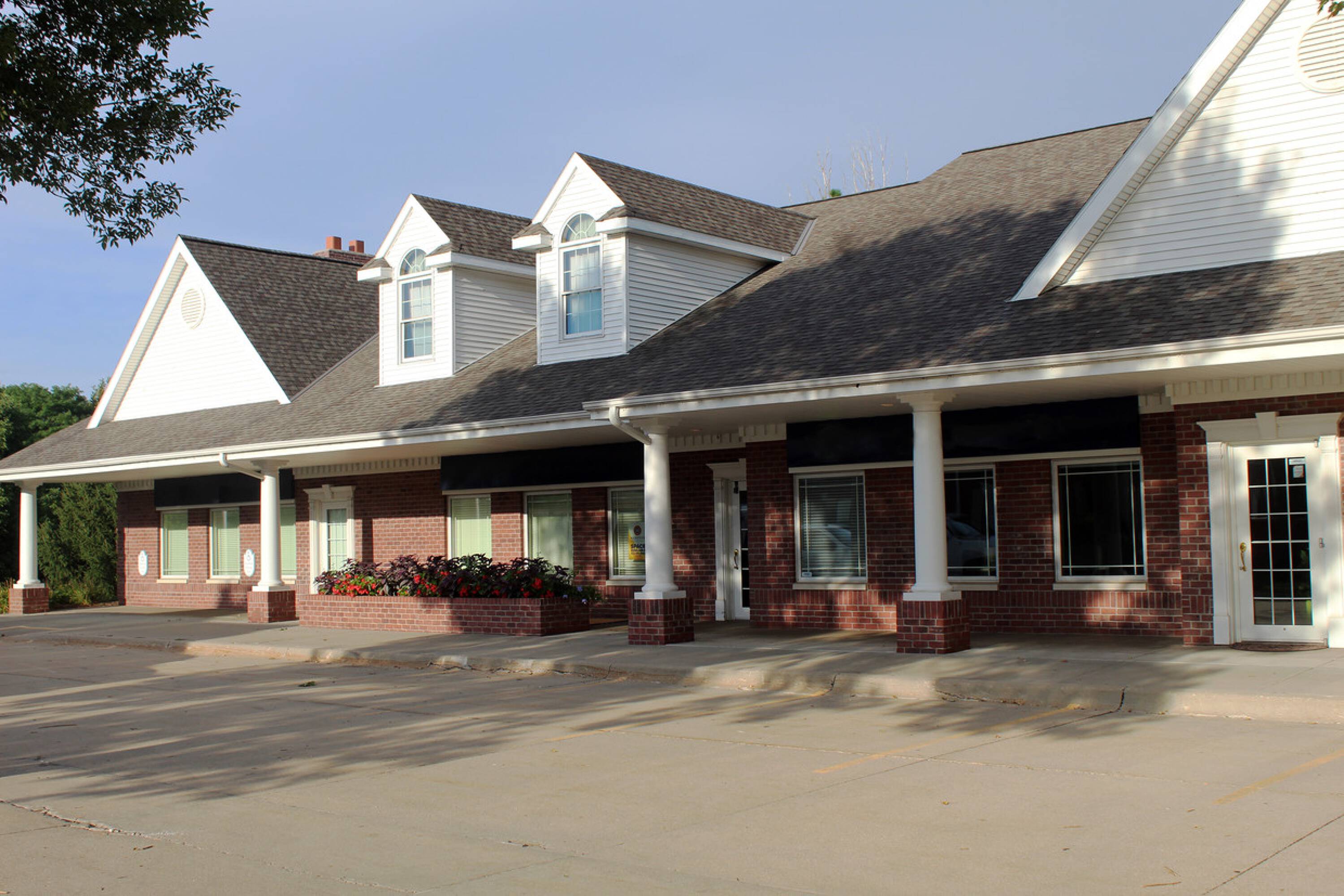 5733 S 34th St, Lincoln, NE 68516 - Office Space for Lease ...