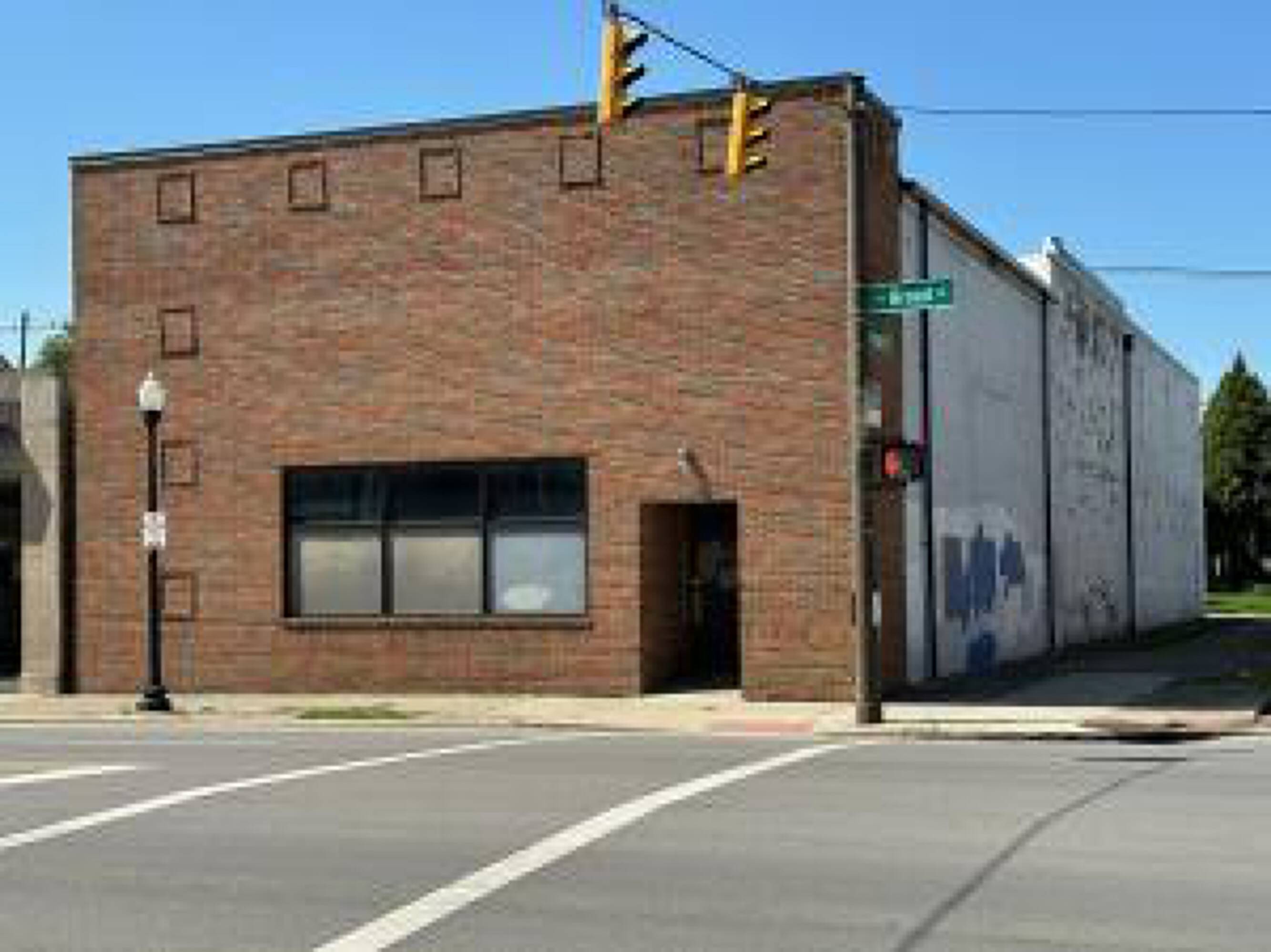 1268 W Broad St, Columbus, OH 43222 | Crexi.com