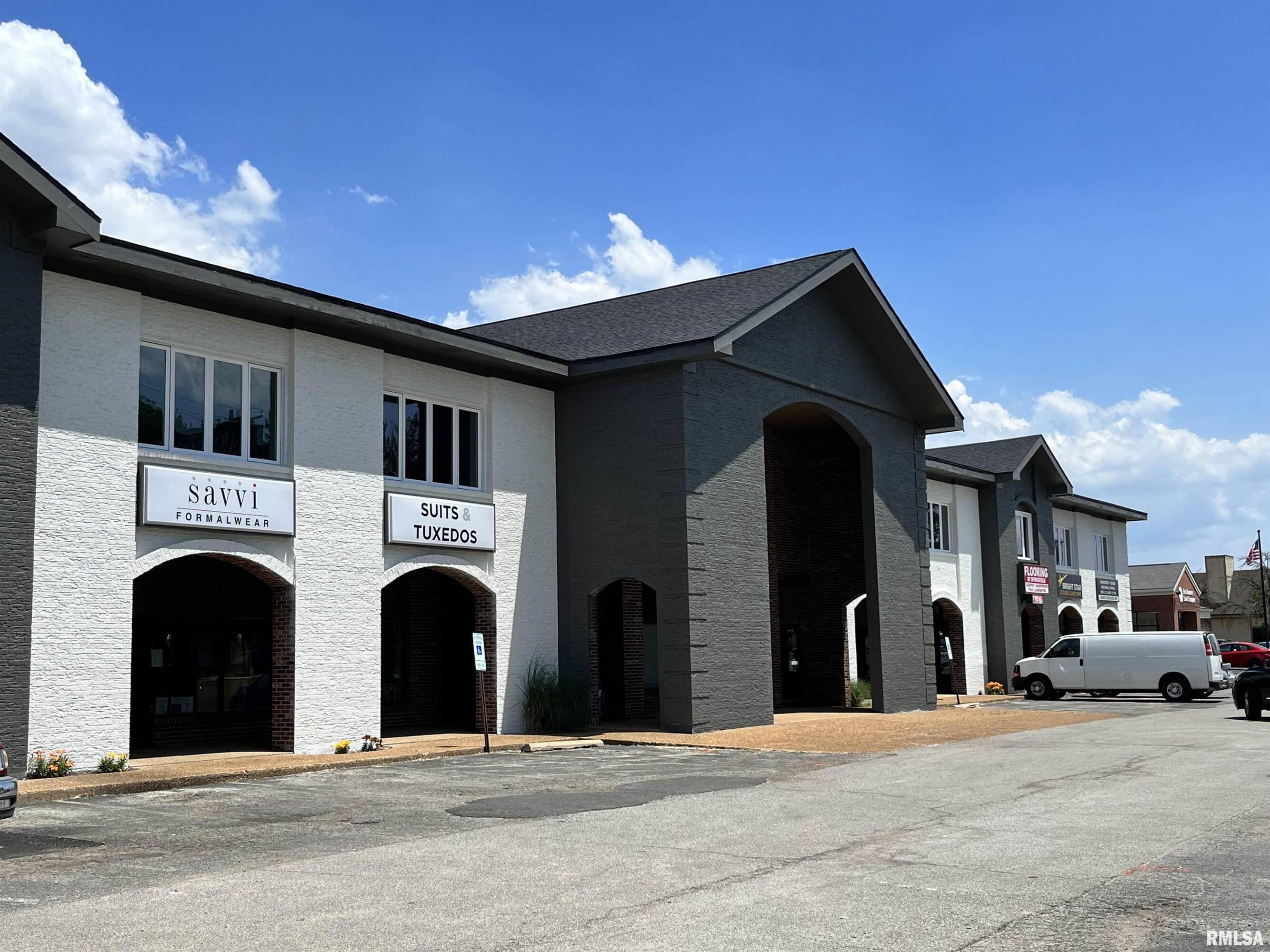 2205 Wabash Ave, Springfield, IL 62704 | Crexi.com