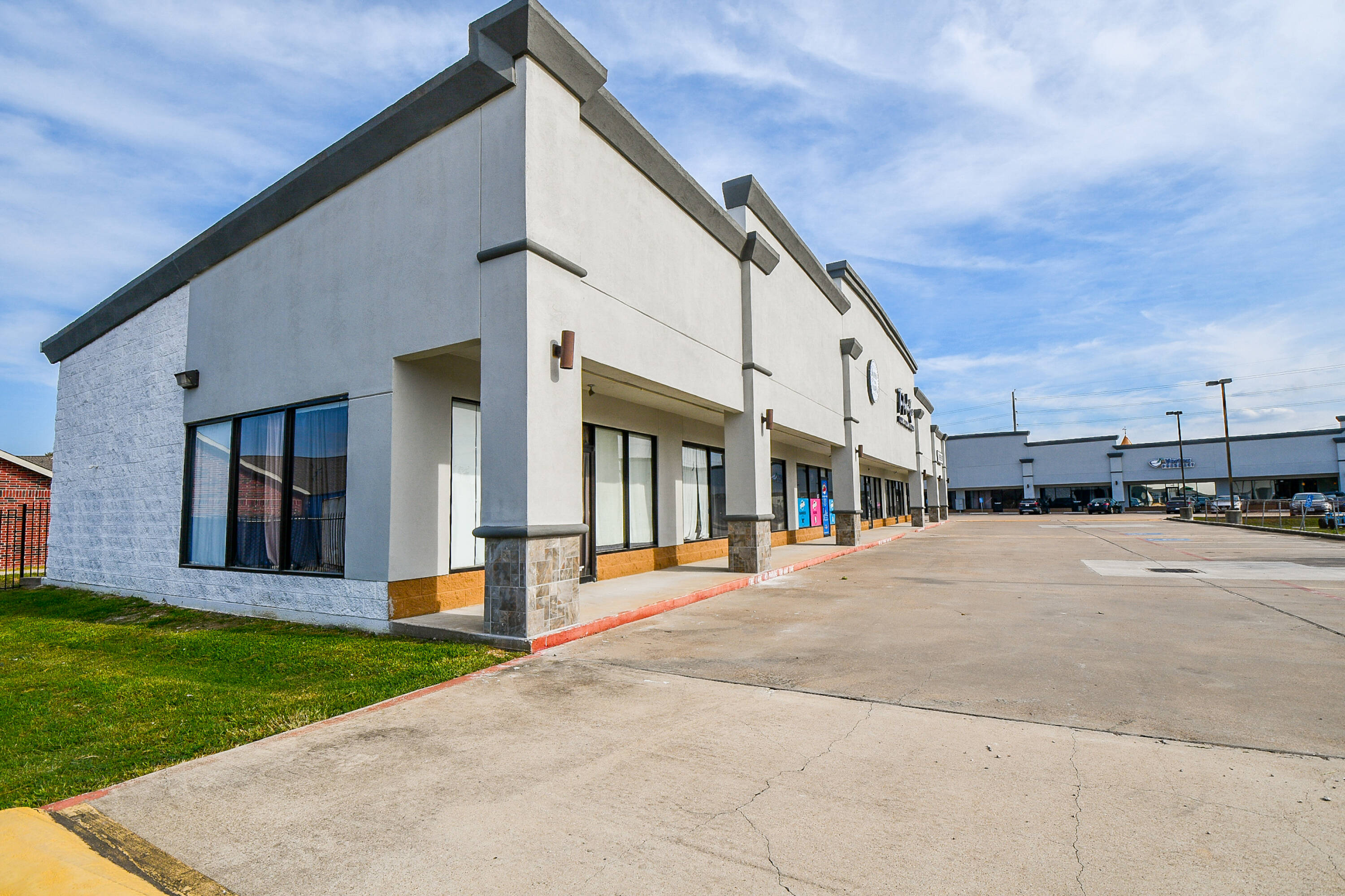 2201 Thompson Rd, Richmond, TX 77469 | Crexi.com