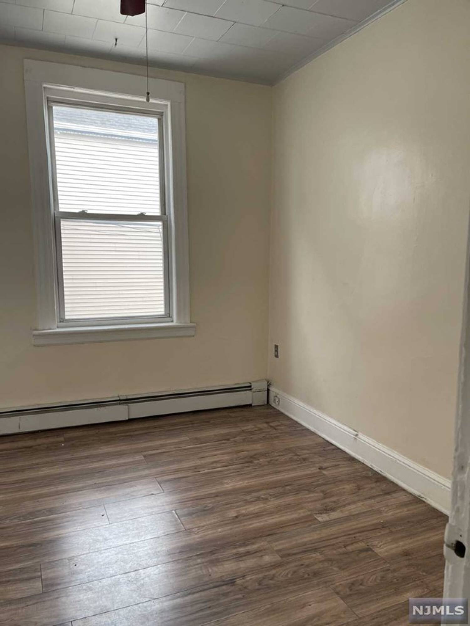 120 Wessington Ave, Garfield, NJ 07026 | Crexi.com