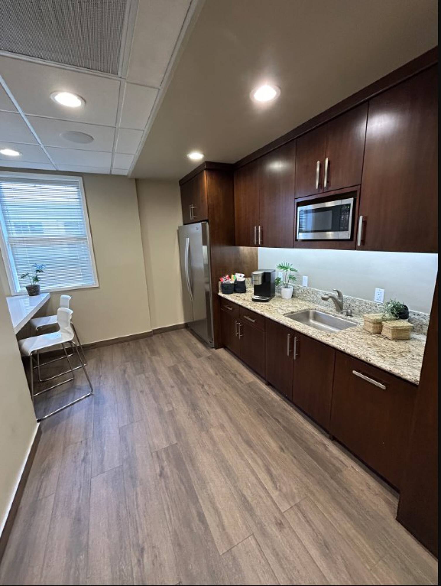 18430 Brookhurst St, Fountain Valley, CA 92708 | Crexi.com