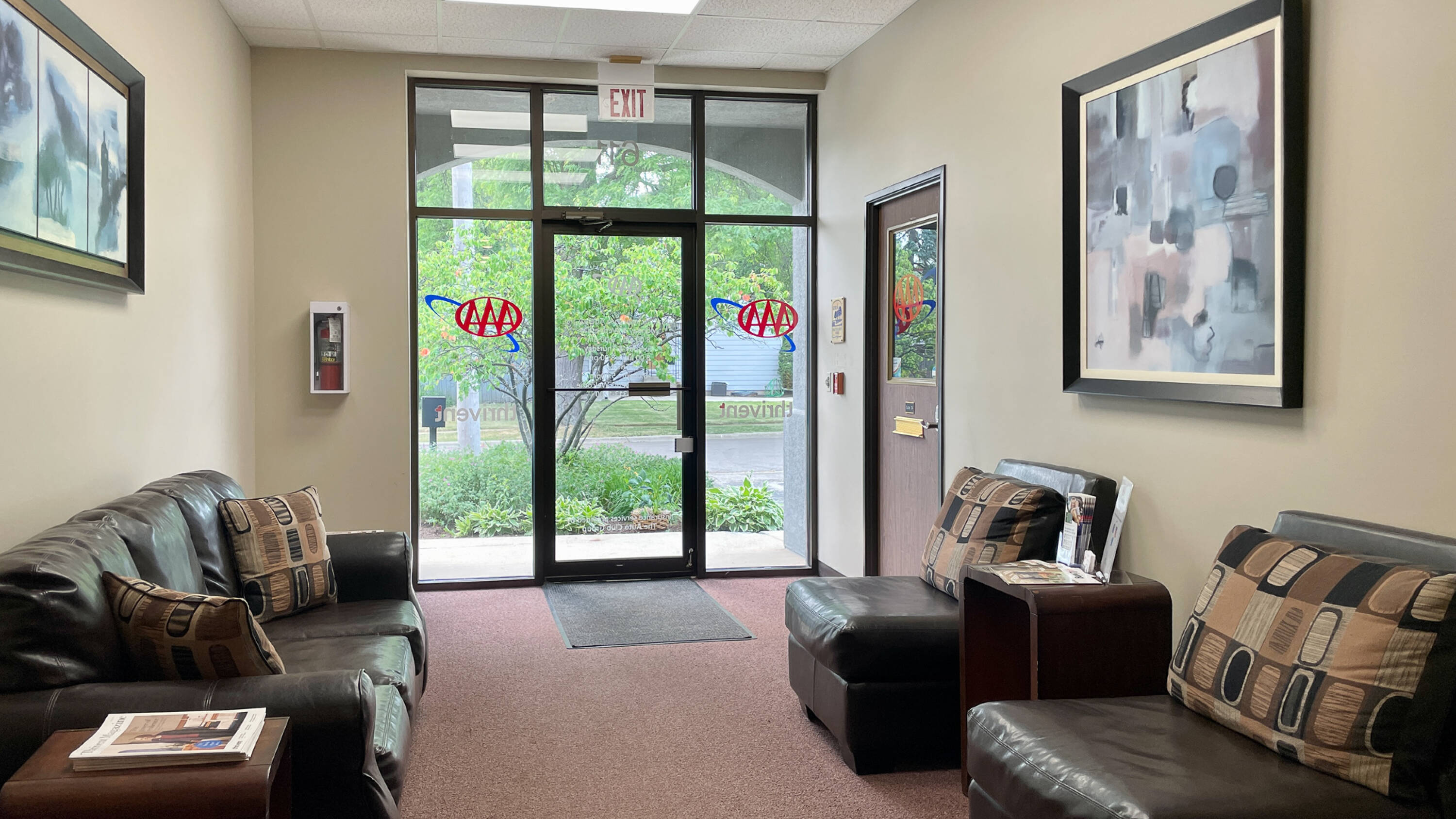 611 E State St, Geneva, IL 60134 | Crexi.com