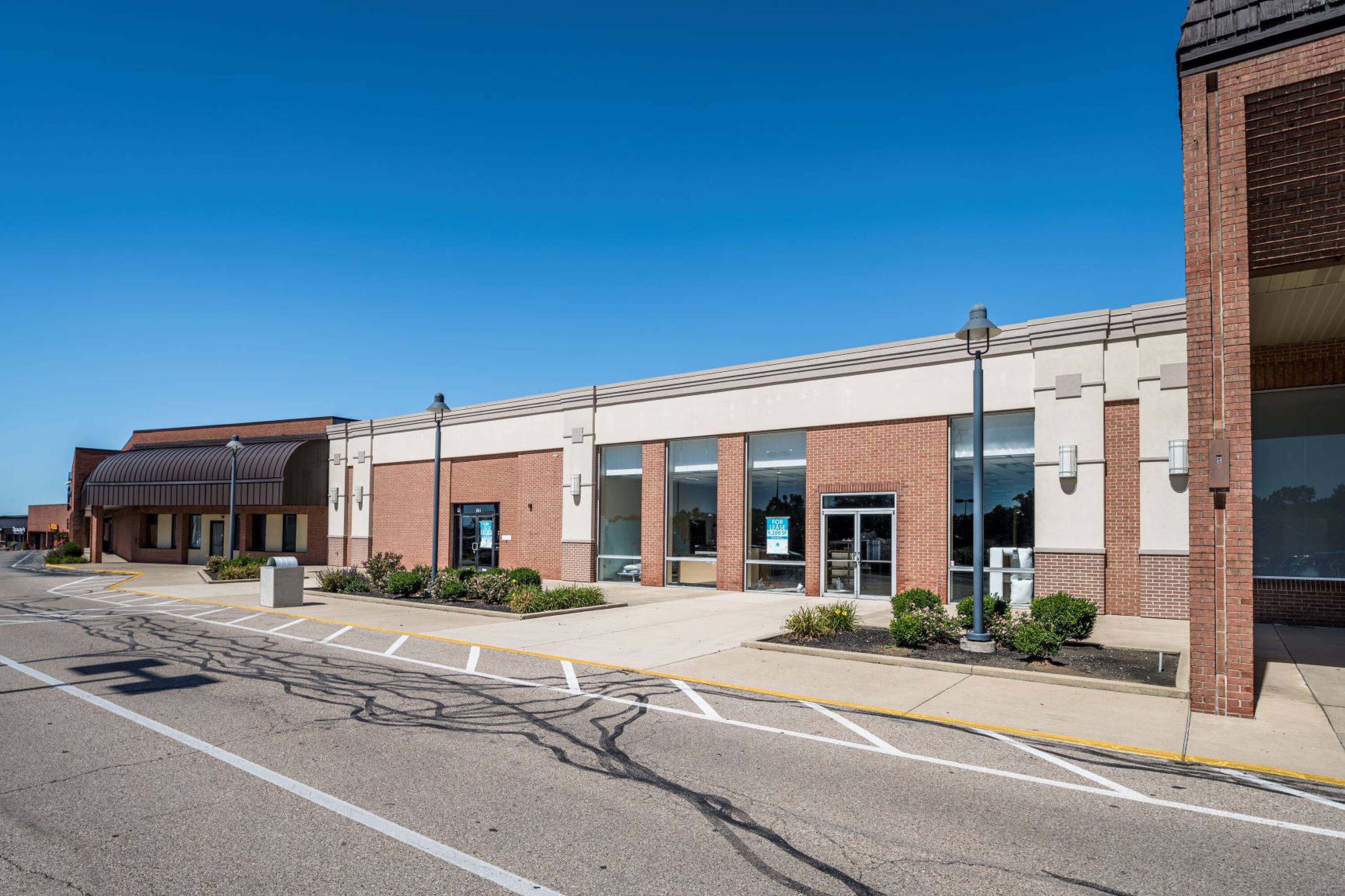 251 East Alex Bell Road, Centerville, OH 45459 | Crexi.com