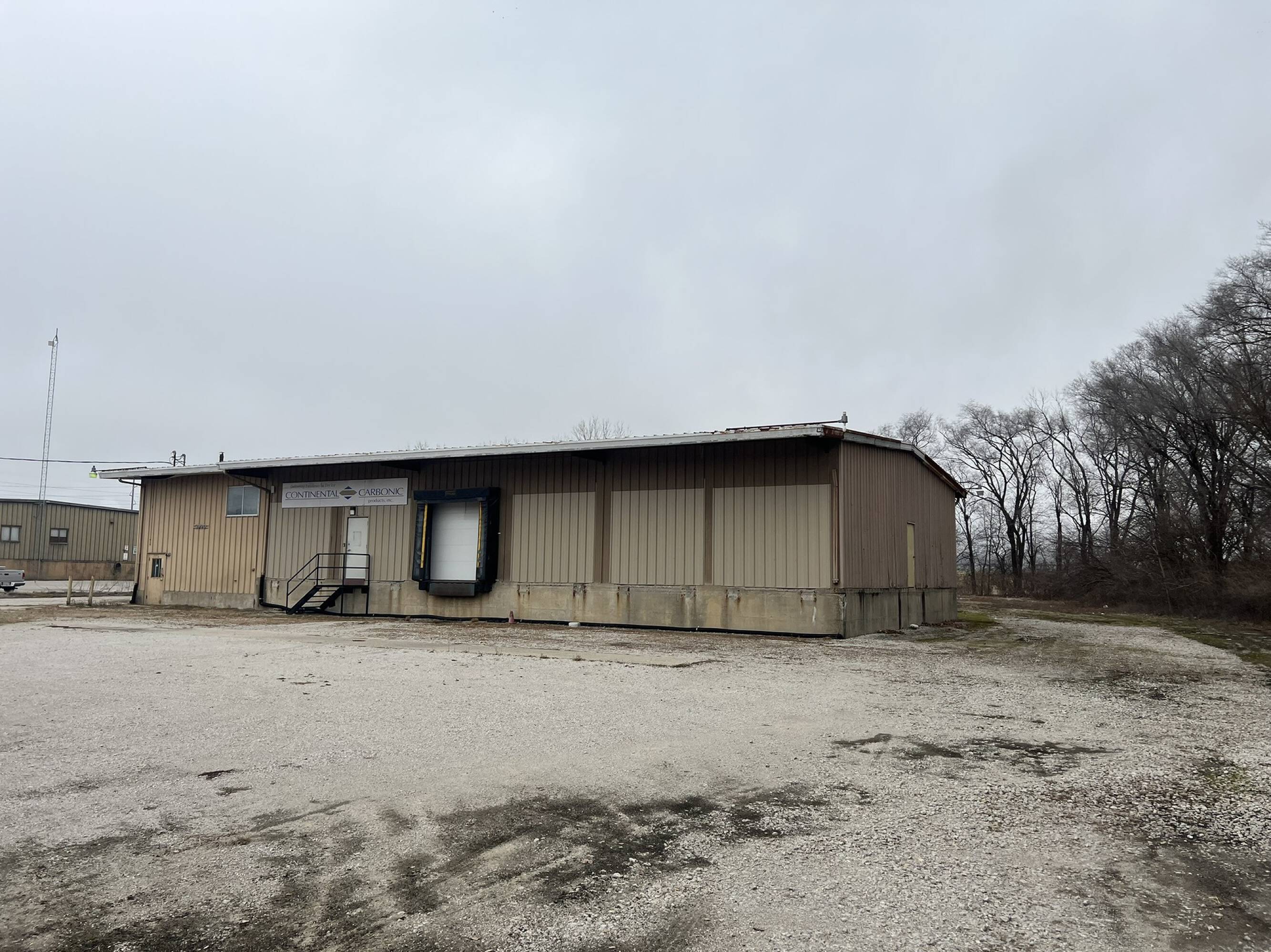 3990 E Harrison Ave, Decatur, IL 62526 | Crexi.com
