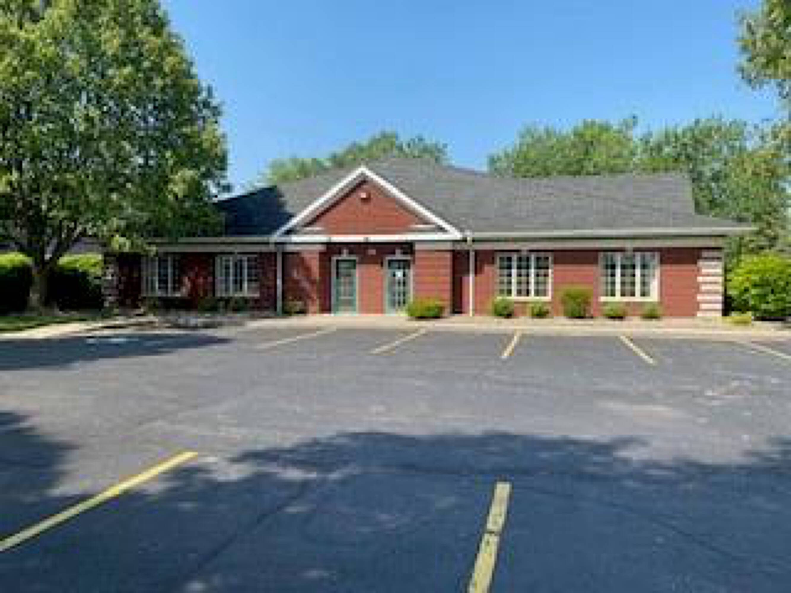15 REGENCY OAKS BLVD Rochester NY 14624-5902 APN: 132.02-2-7.11 | Crexi.com