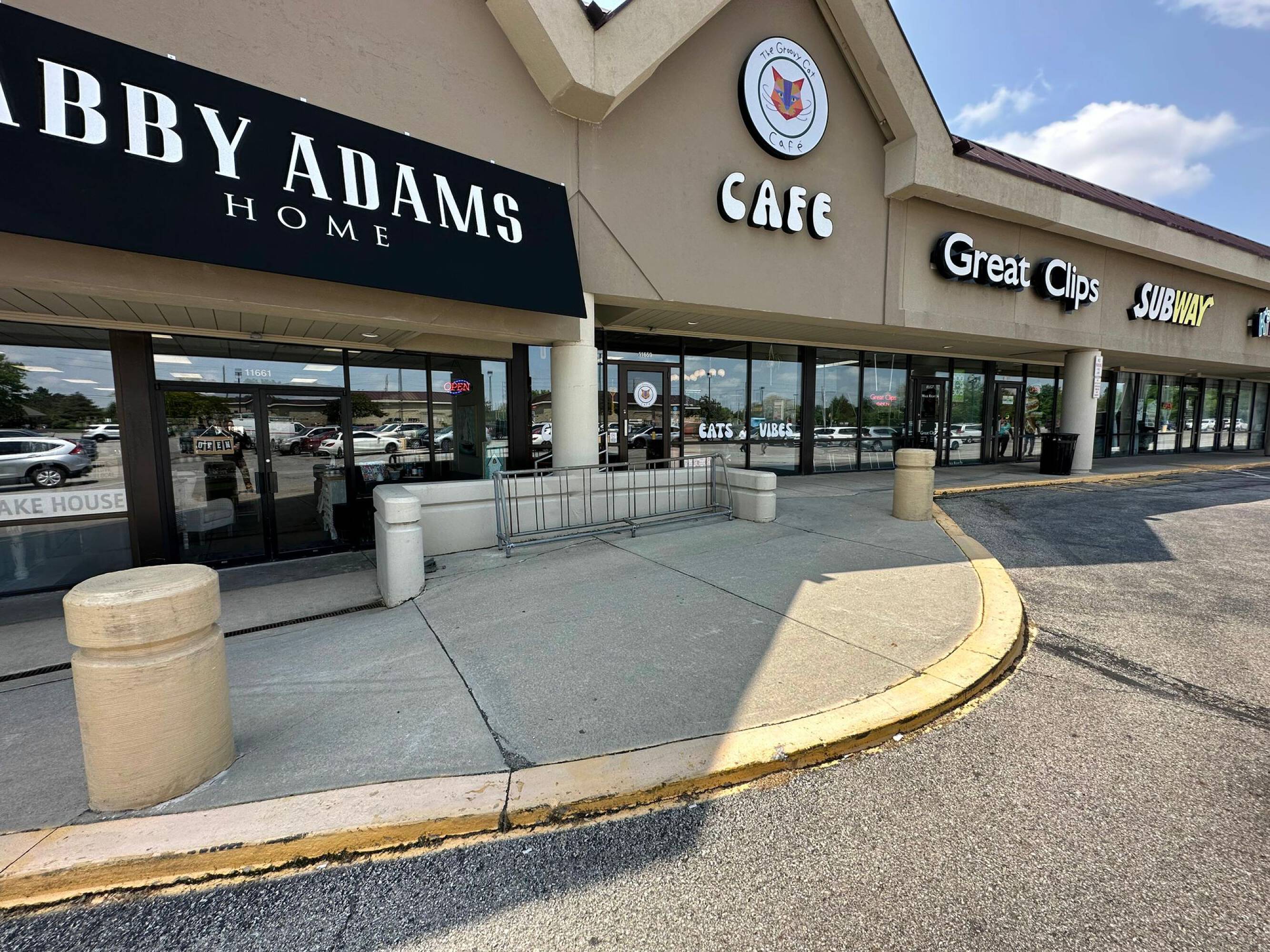 11627 Fox Rd, Indianapolis, IN 46236 | Crexi.com