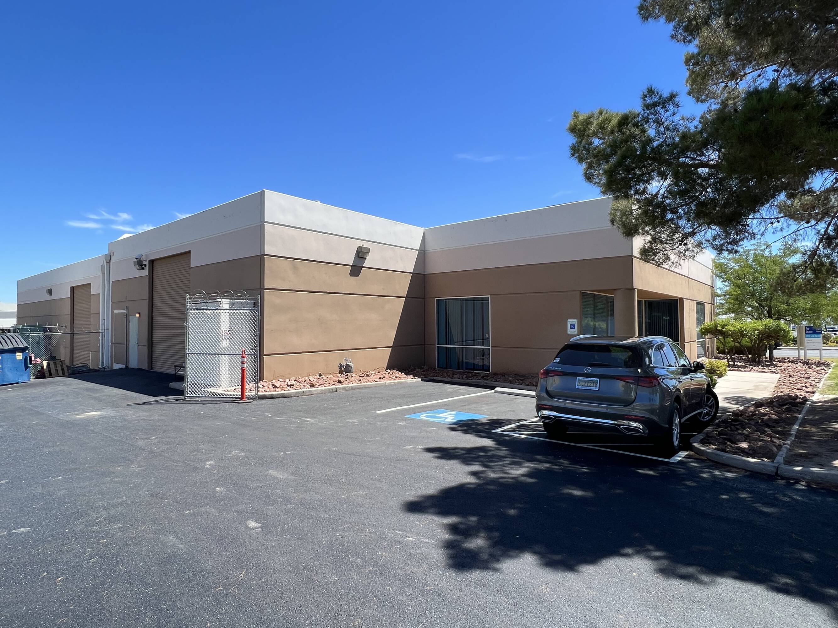 3220 W POST RD Las Vegas NV 89118-3846 APN: 16232310008 | Crexi.com