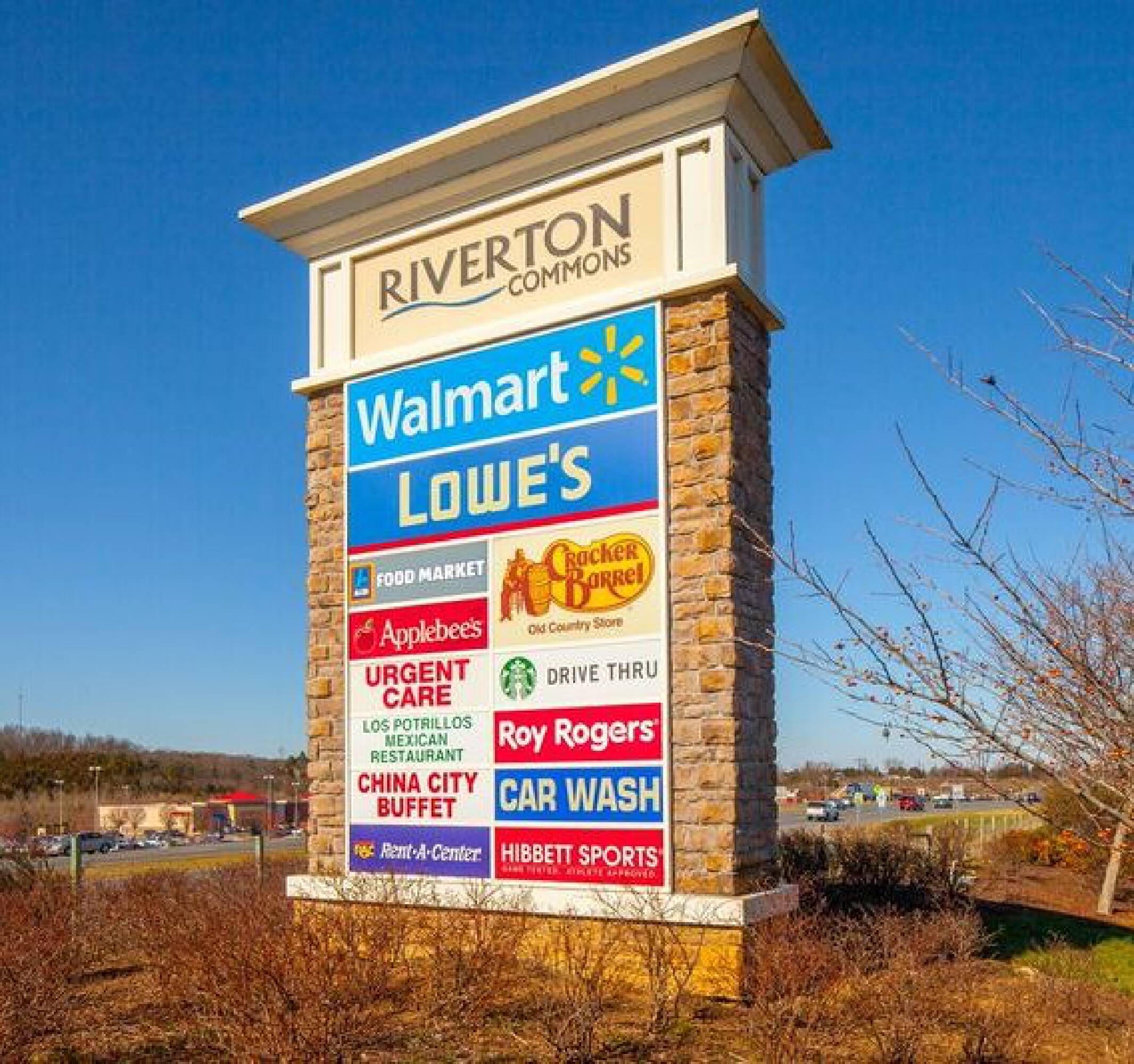 10 RIVERTON COMMONS DR Front Royal VA 22630-6718 APN: 12 51 | Crexi.com