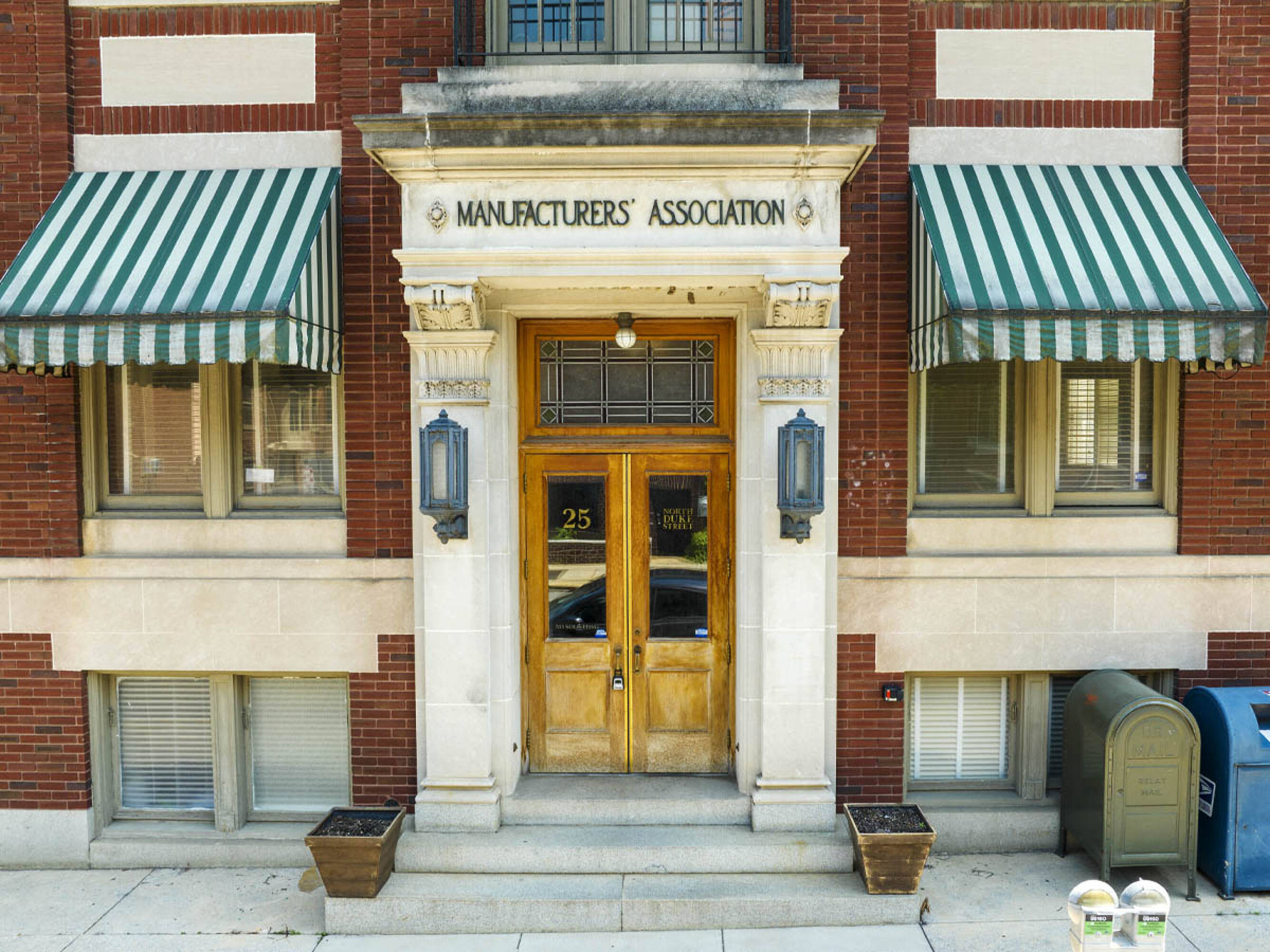 25 N DUKE ST York PA 17401-1289 APN: 0202201002500 | Crexi.com