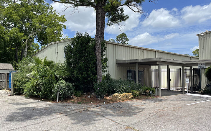 9560 Long Point Rd, Houston, TX 77055 | Crexi.com