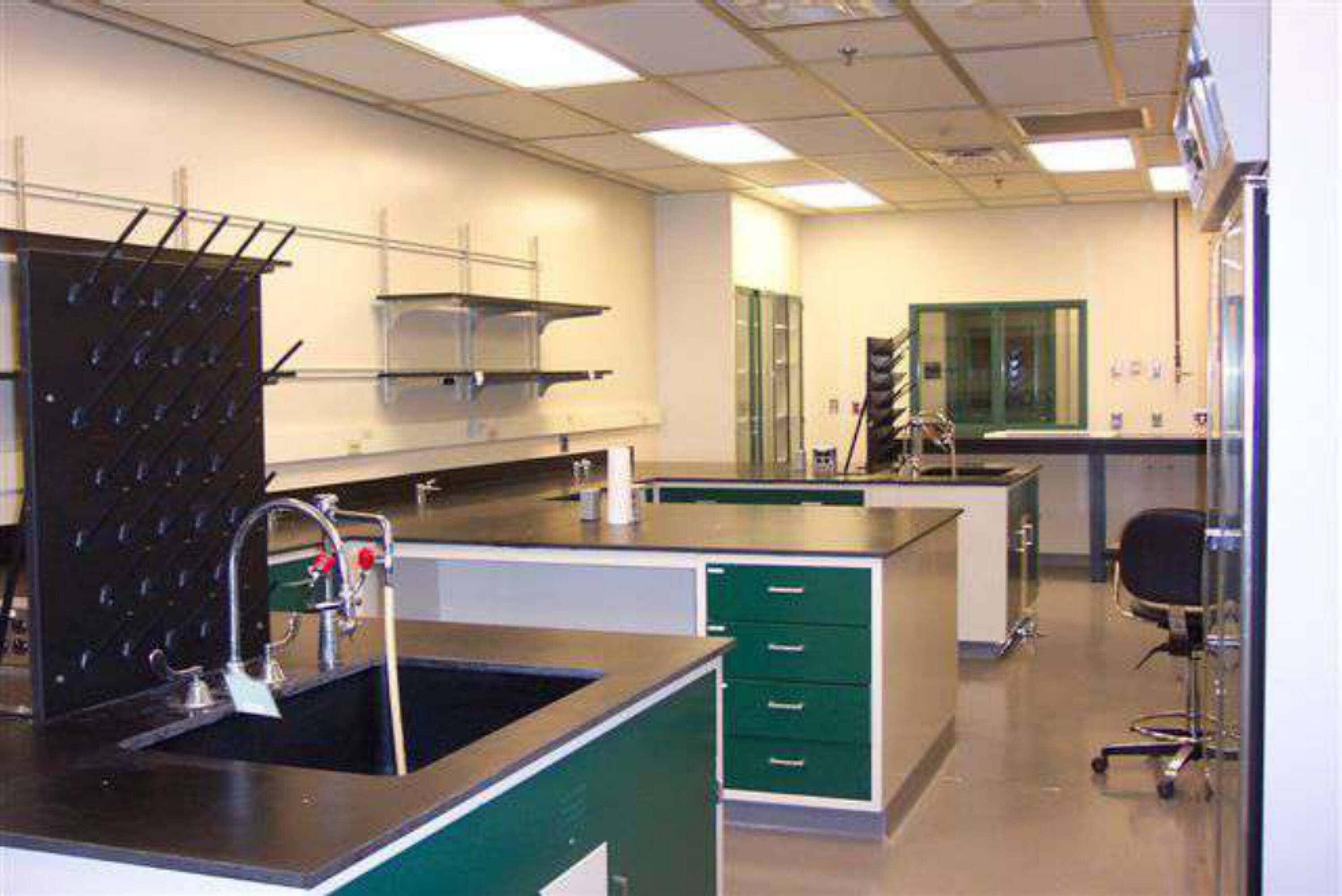 77 RIDGELAND RD Rochester NY 14623-3111 APN: 162.07-1-13 | Crexi.com