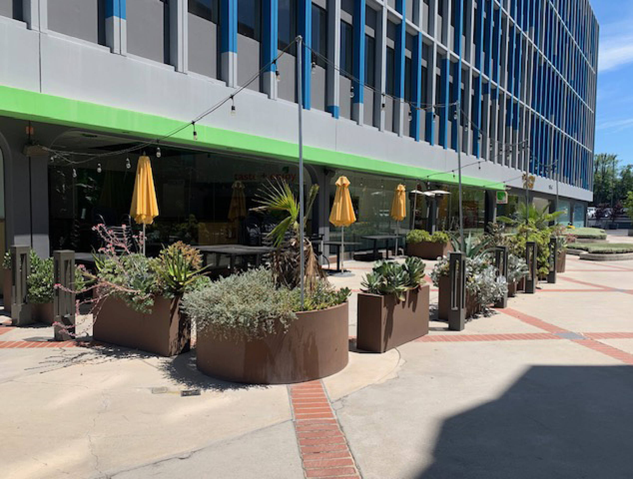 16542 Ventura Blvd, Los Angeles, CA 91436 | Crexi.com