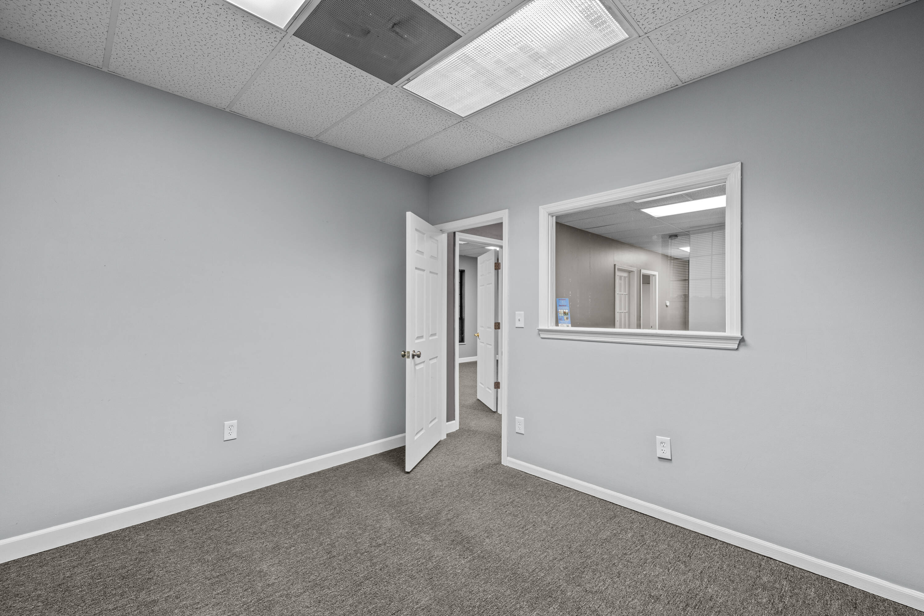 4177 Crescent Dr, St. Louis, MO 63129 | Crexi.com