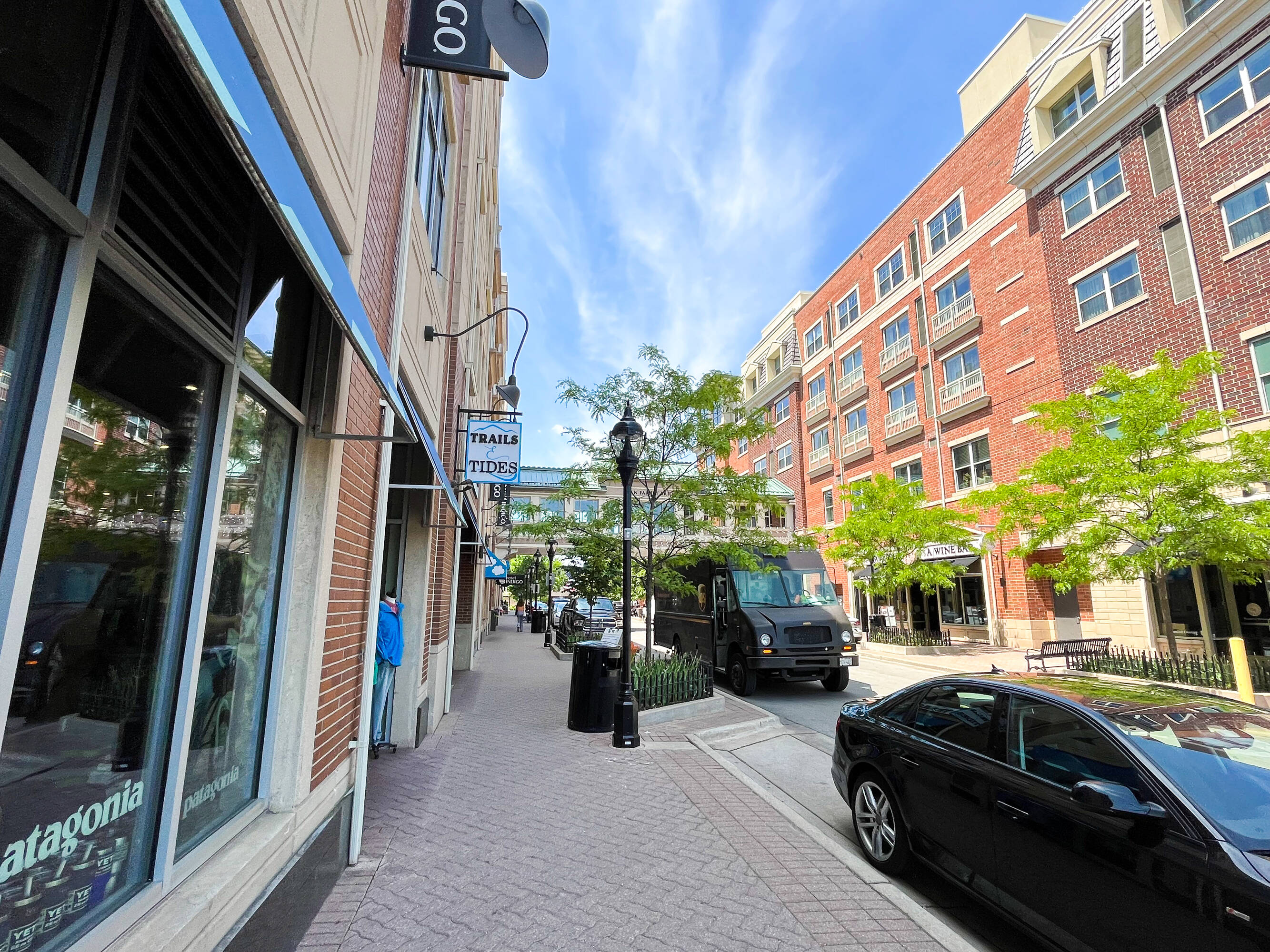 401 S Main St, Naperville, IL 60540 | Crexi.com