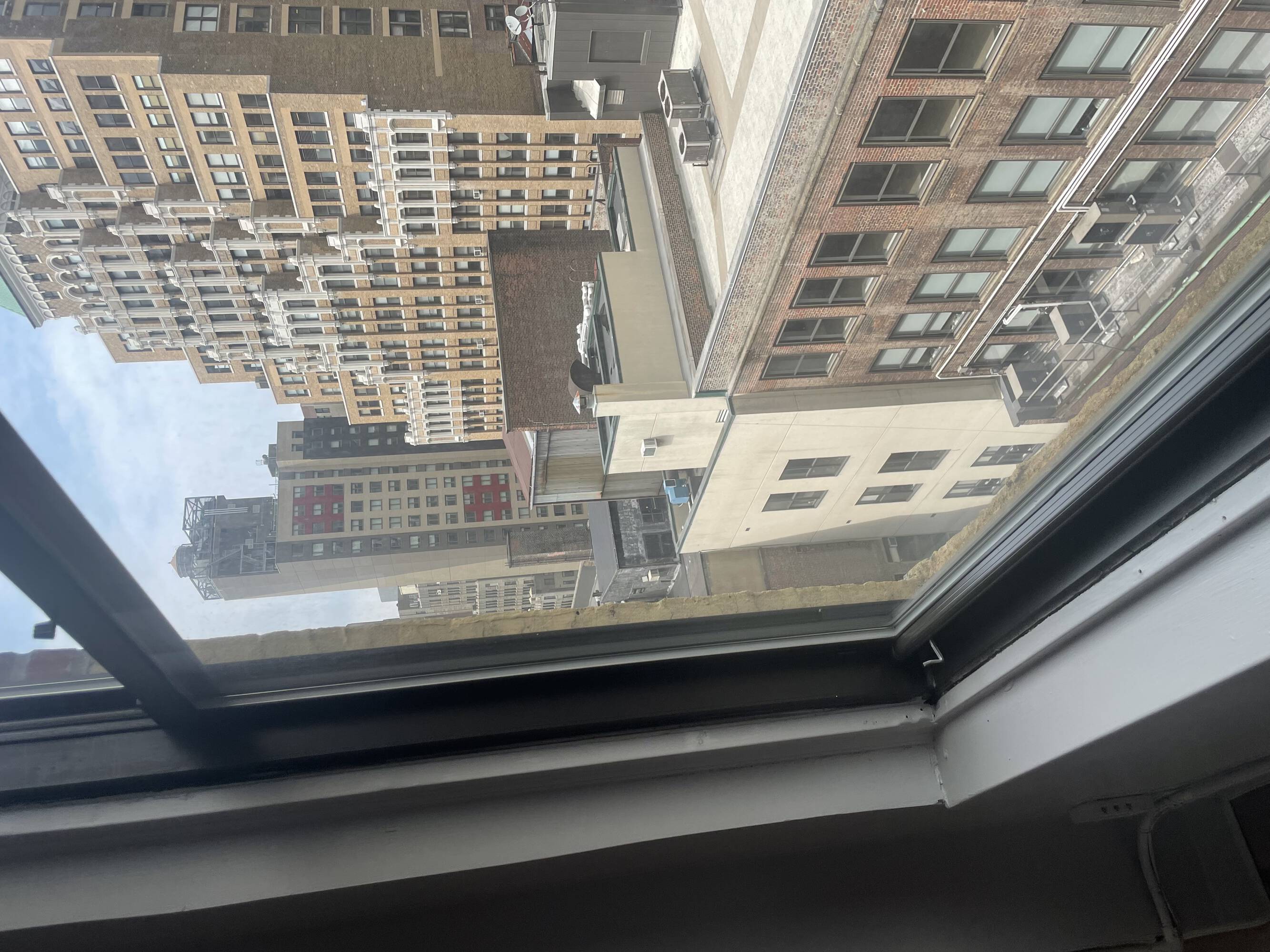 247 W 35th St, New York, NY 10001 | Crexi.com