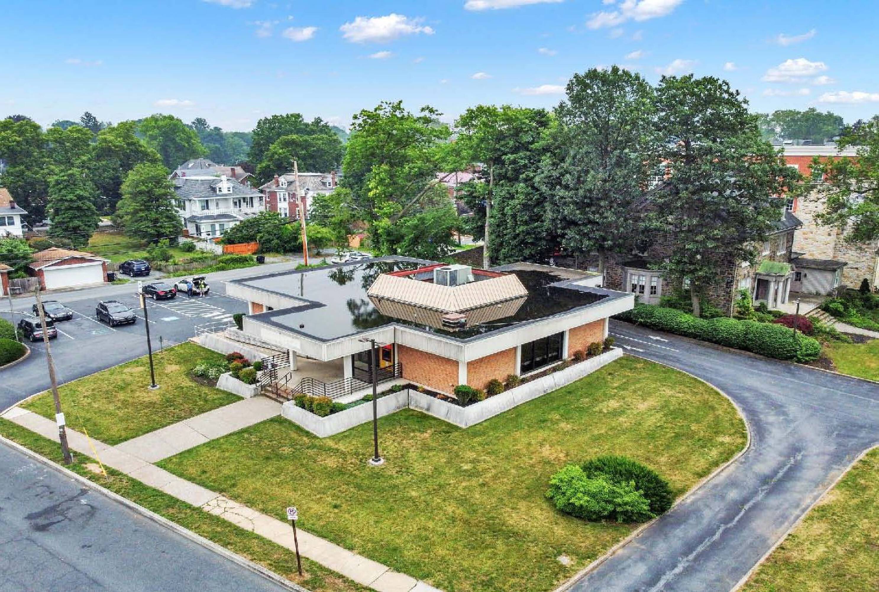 3037 N Front St, Harrisburg, PA 17110 | Crexi.com