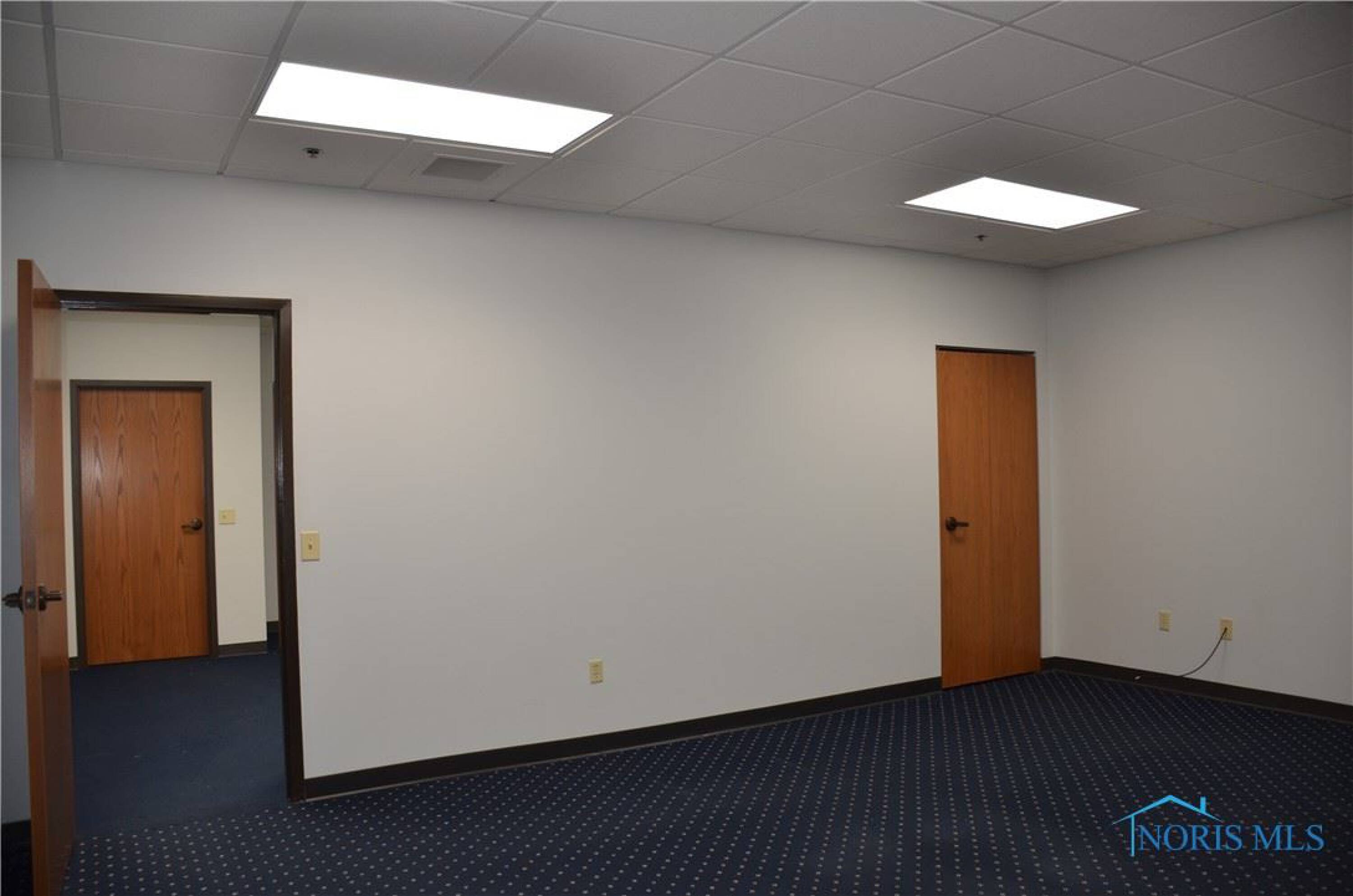 1100 E MAIN CROSS ST Findlay OH 45840-6381 APN: 590001021040 | Crexi.com