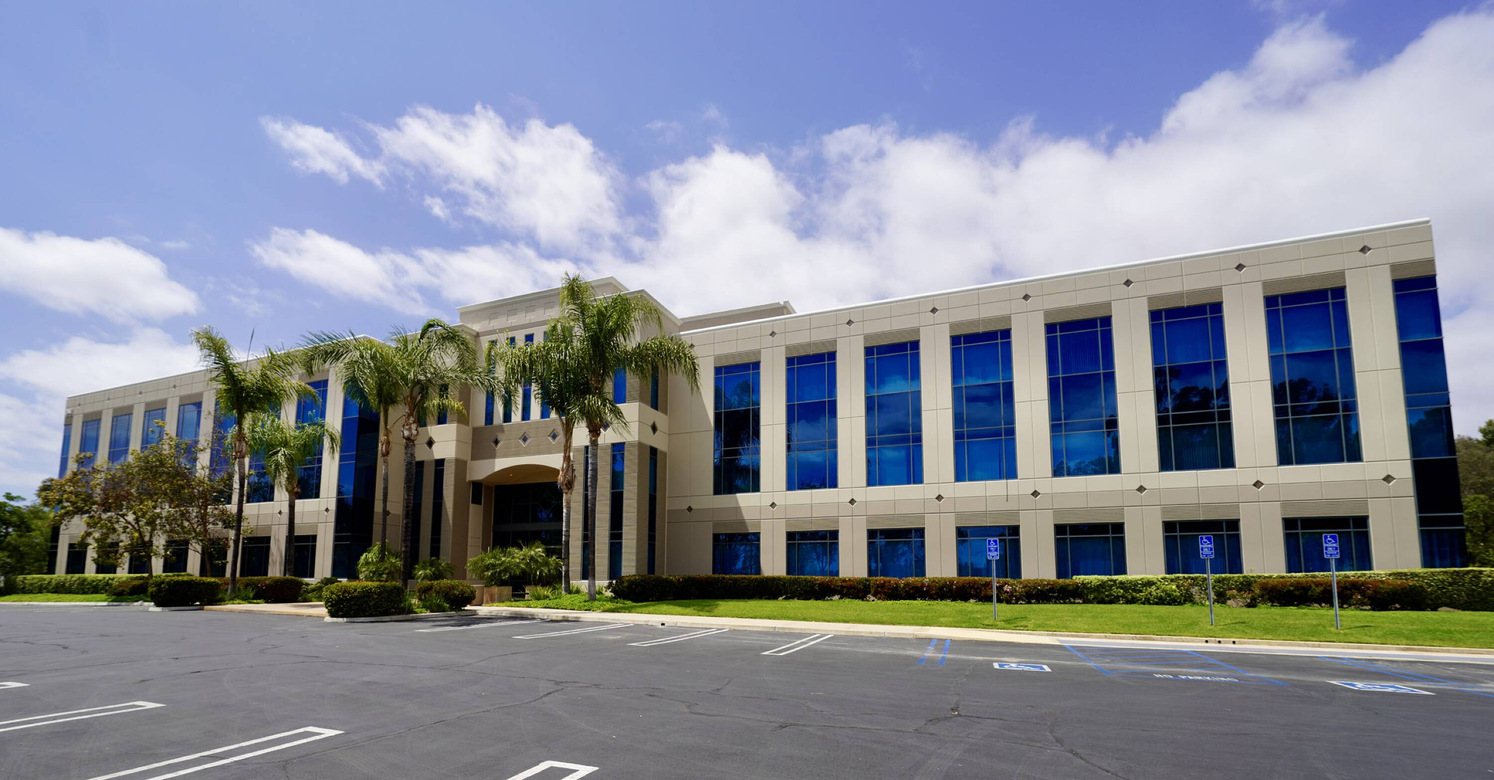 1 Spectrum Pointe Dr, Lake Forest, CA 92630 | Crexi.com