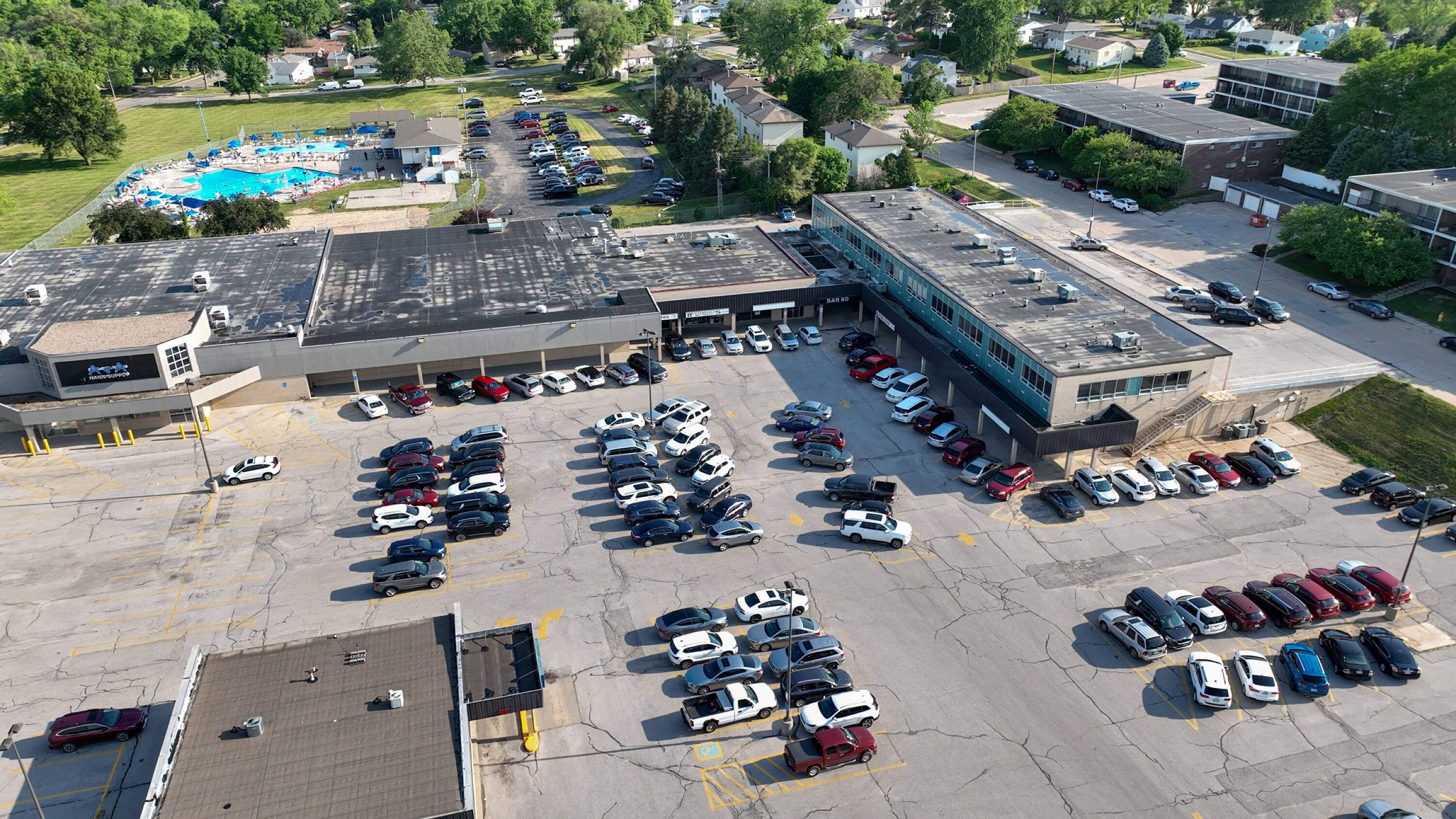 8005 Blondo St, Omaha, NE 68134 | Crexi.com