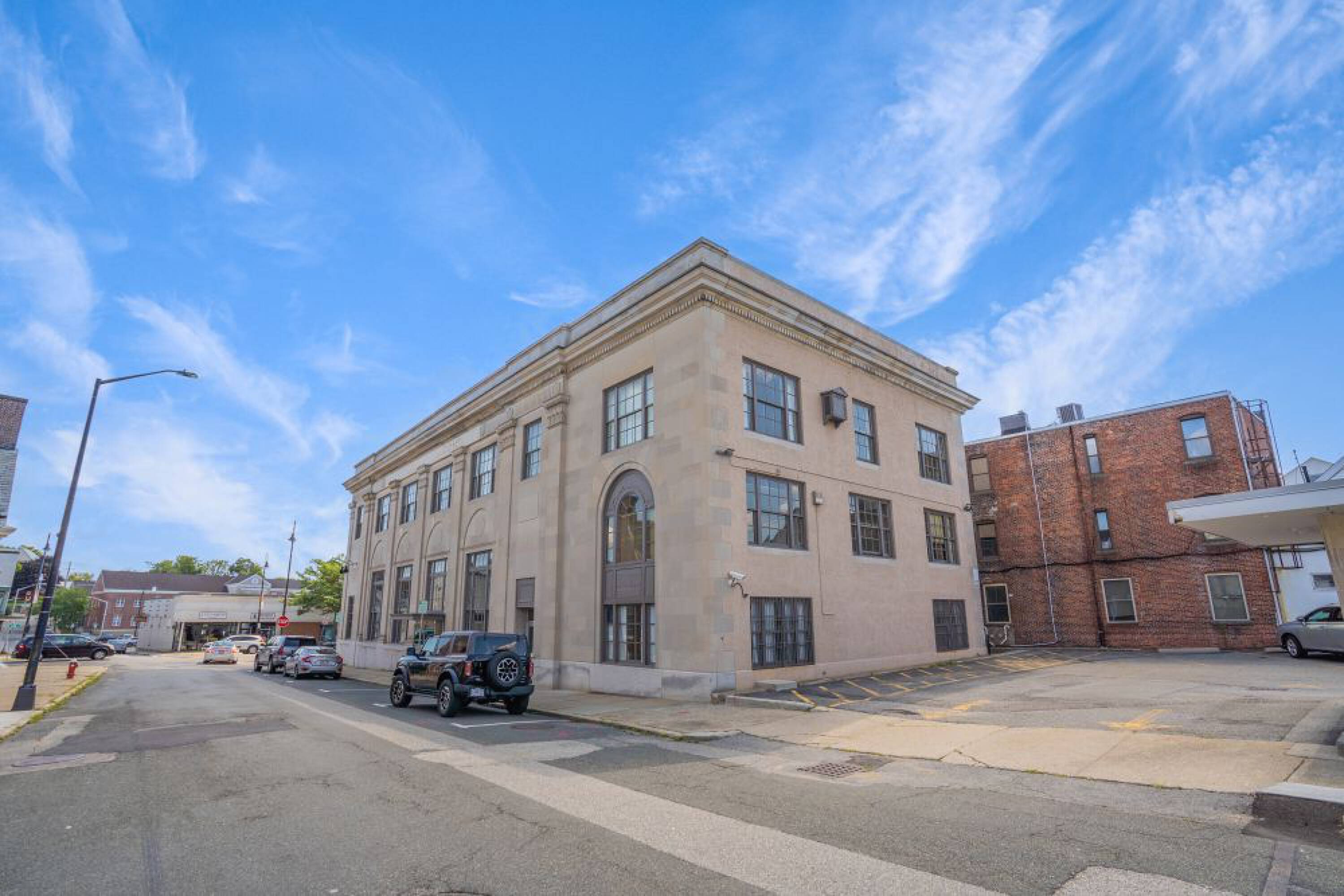 369 Main St, Wakefield, MA 01880 | Crexi.com