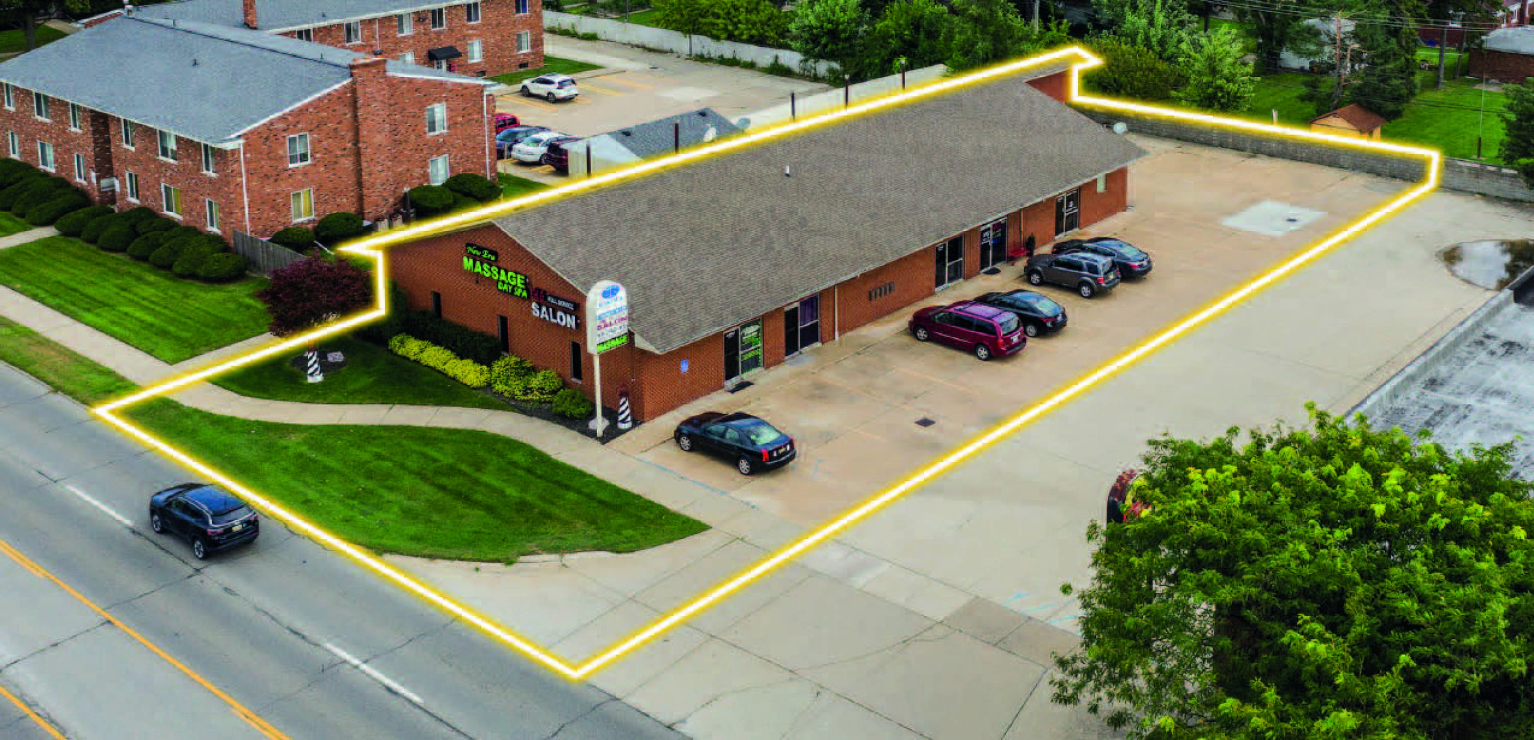 29900 Harper Ave, St Clair Shores, MI 48082 | Crexi.com