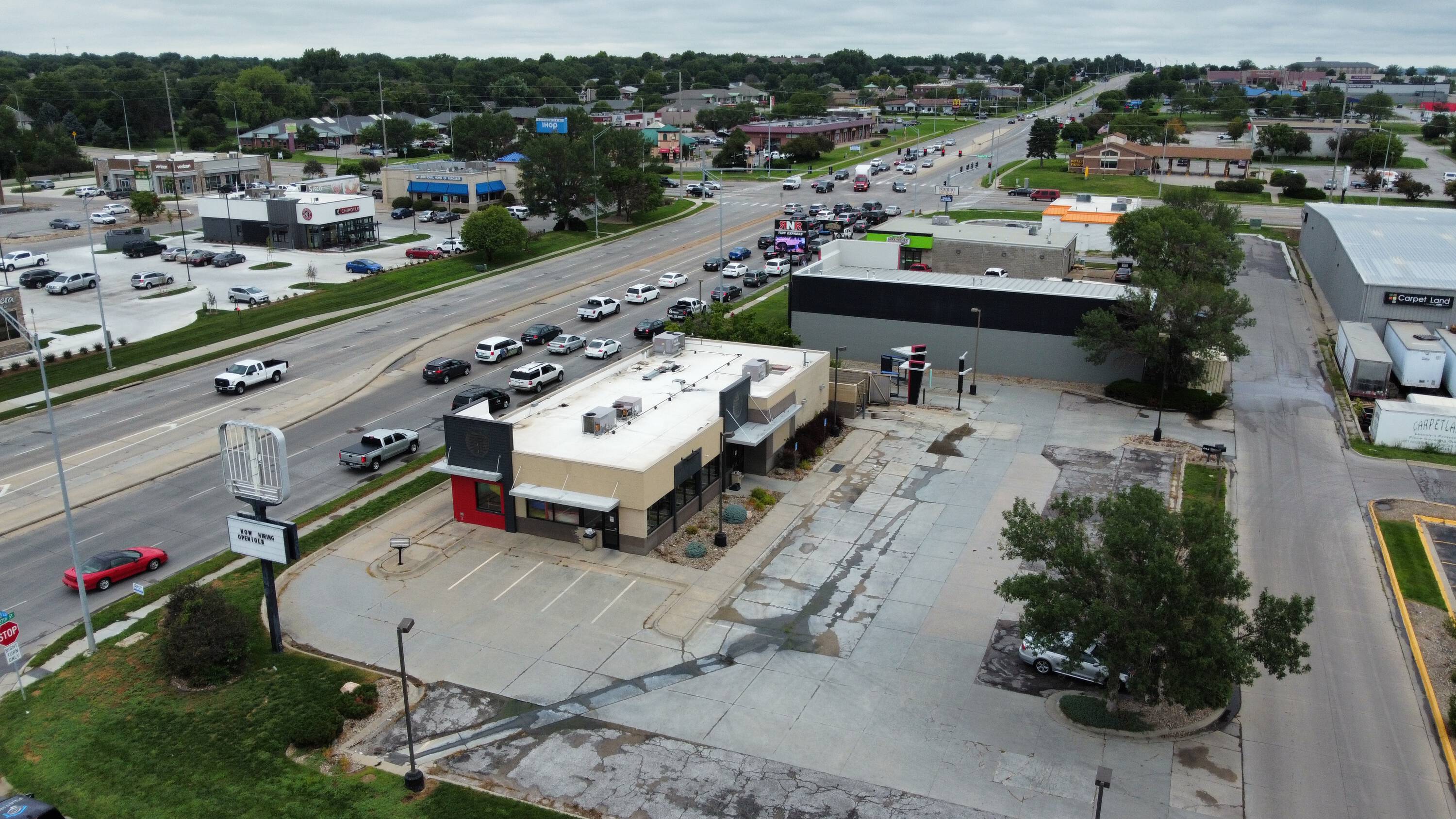 4230 N 27th St, Lincoln, NE 68521 | Crexi.com