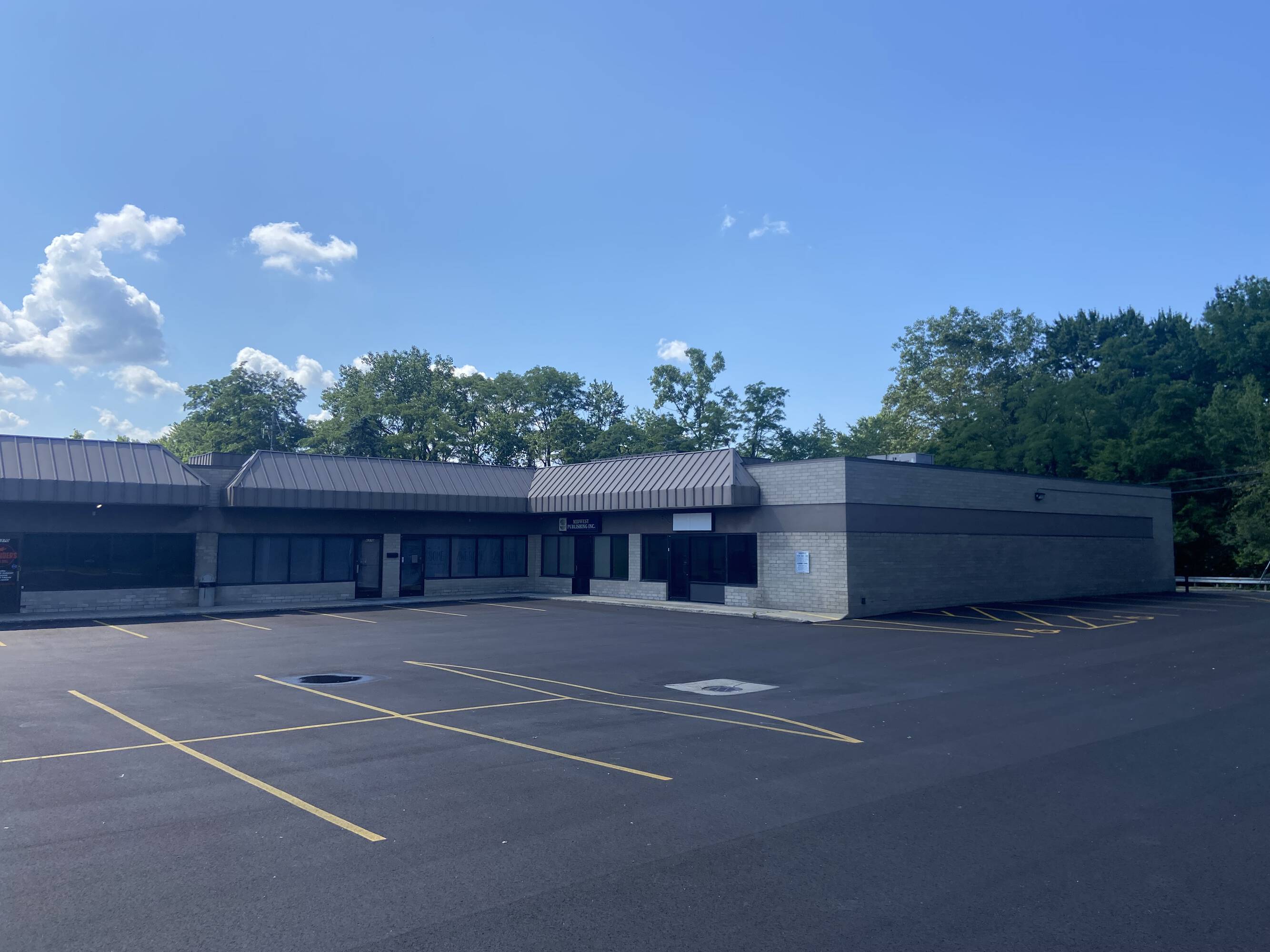 6370 York Rd, Parma Heights, OH 44130 | Crexi.com