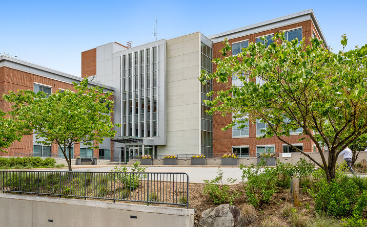 915 E High St, Charlottesville, VA 22902 | Crexi.com