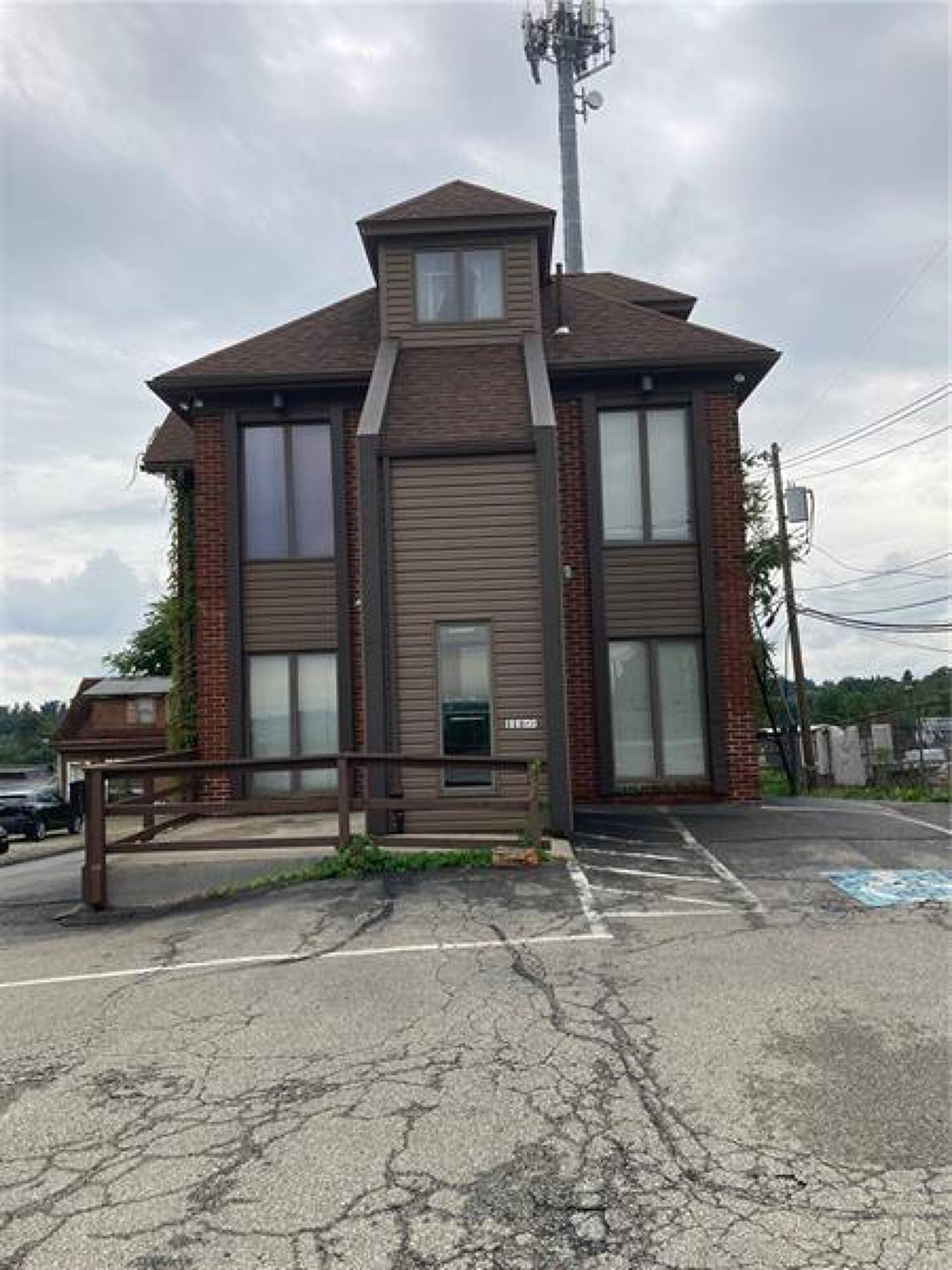 11322 Center Hwy, North Huntingdon, PA 15642 | Crexi.com