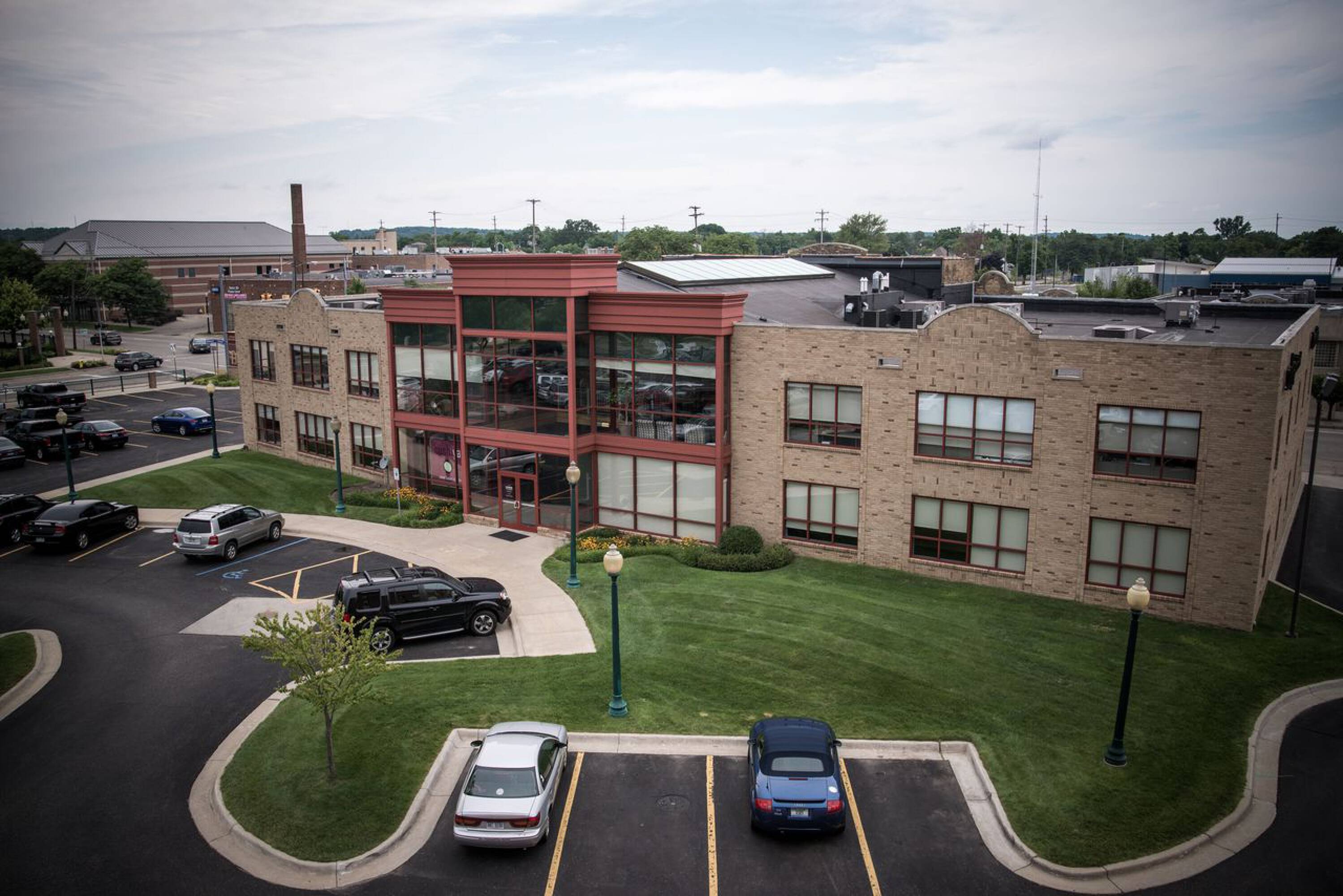 242 E Kalamazoo Ave, Kalamazoo, MI 49007 | Crexi.com