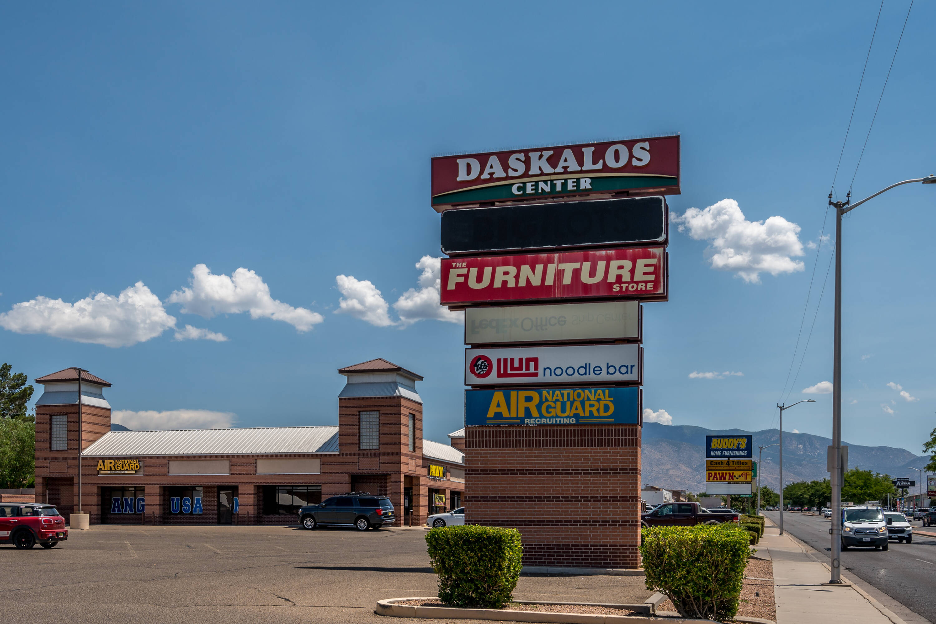 5501 Menaul Blvd NE, Albuquerque, NM 87110 | Crexi.com