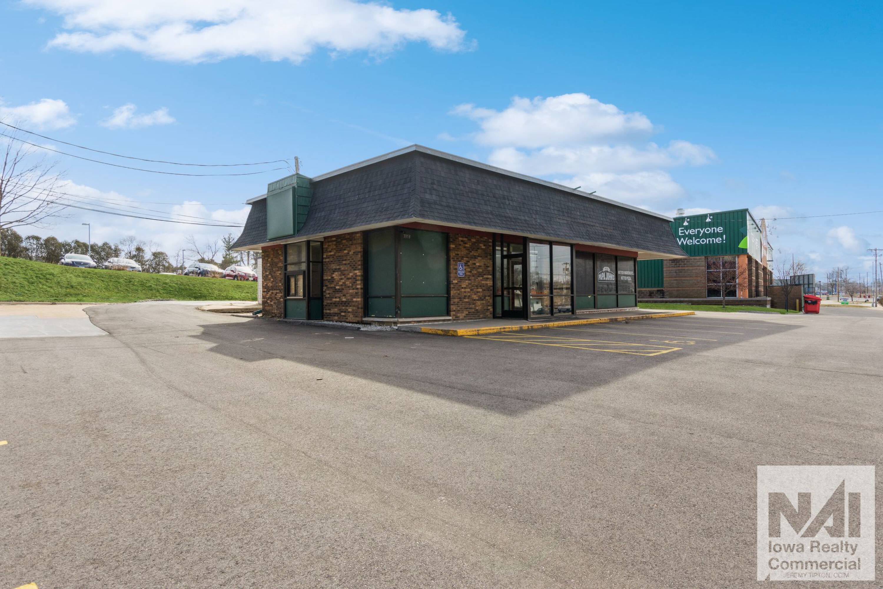 3358 Center Point Rd NE, Cedar Rapids, IA 52402 | Crexi.com