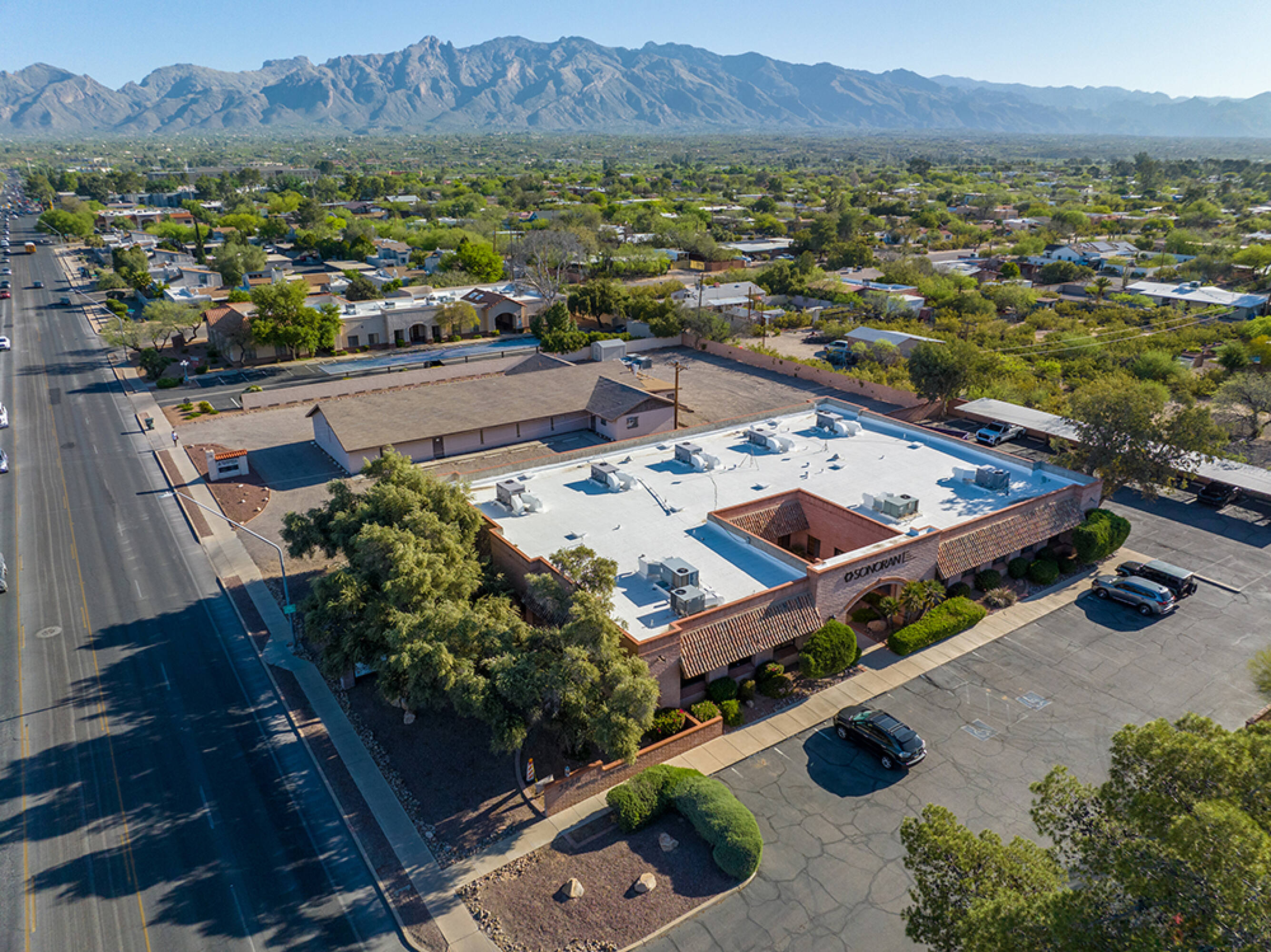 3320 N CAMPBELL AVE Tucson AZ 85719-2389 APN: 11306048A | Crexi.com