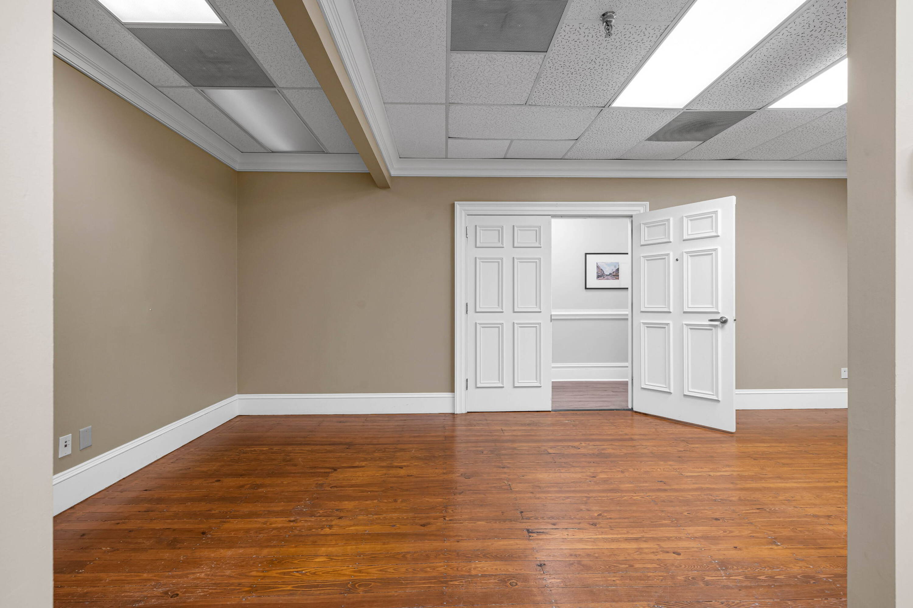 317 MAIN ST Franklin TN 37064-2679 APN: 078C O 01700 00009078C | Crexi.com