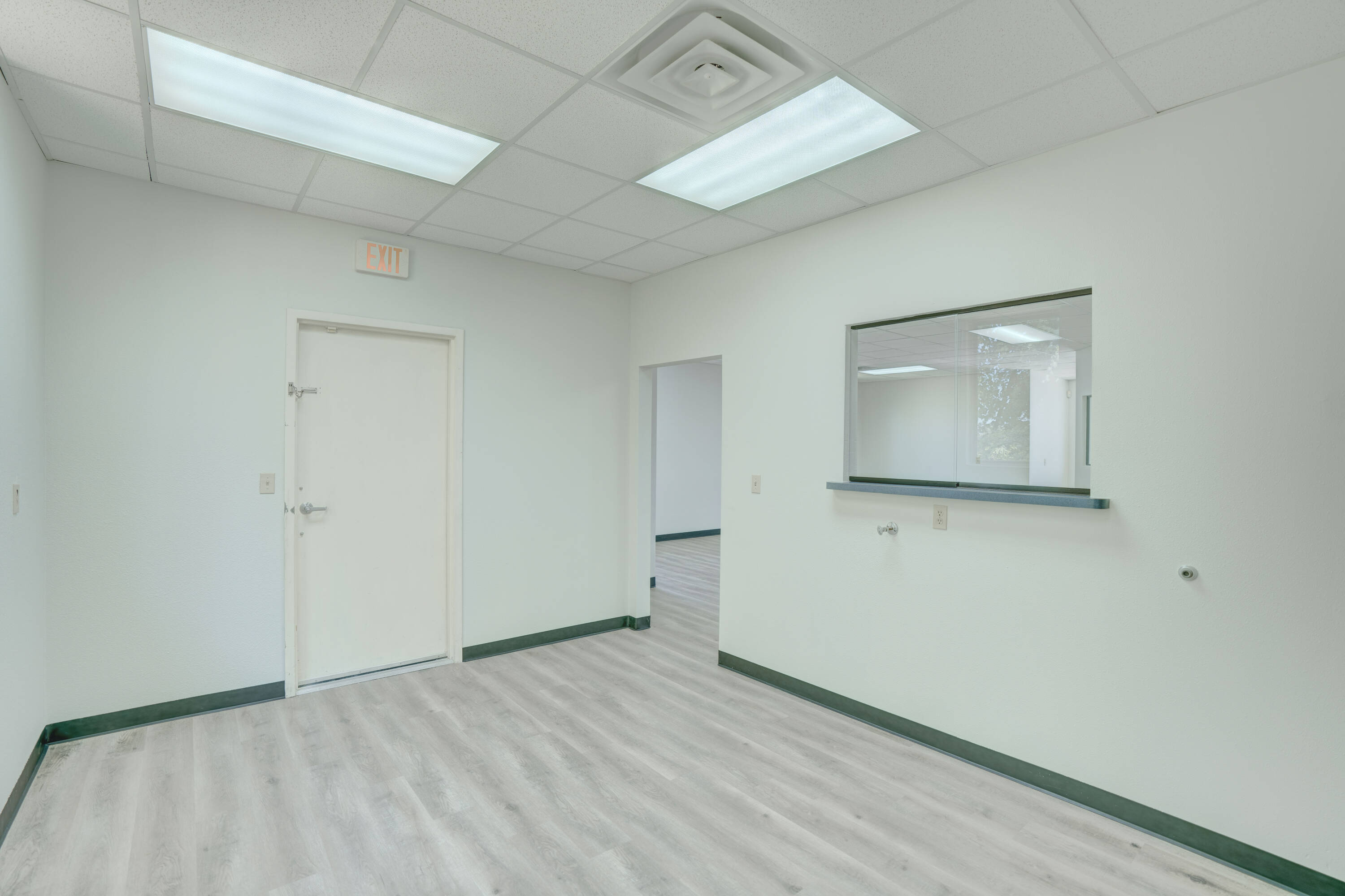 1821 Precinct Line Rd, Hurst, TX 76054 | Crexi.com