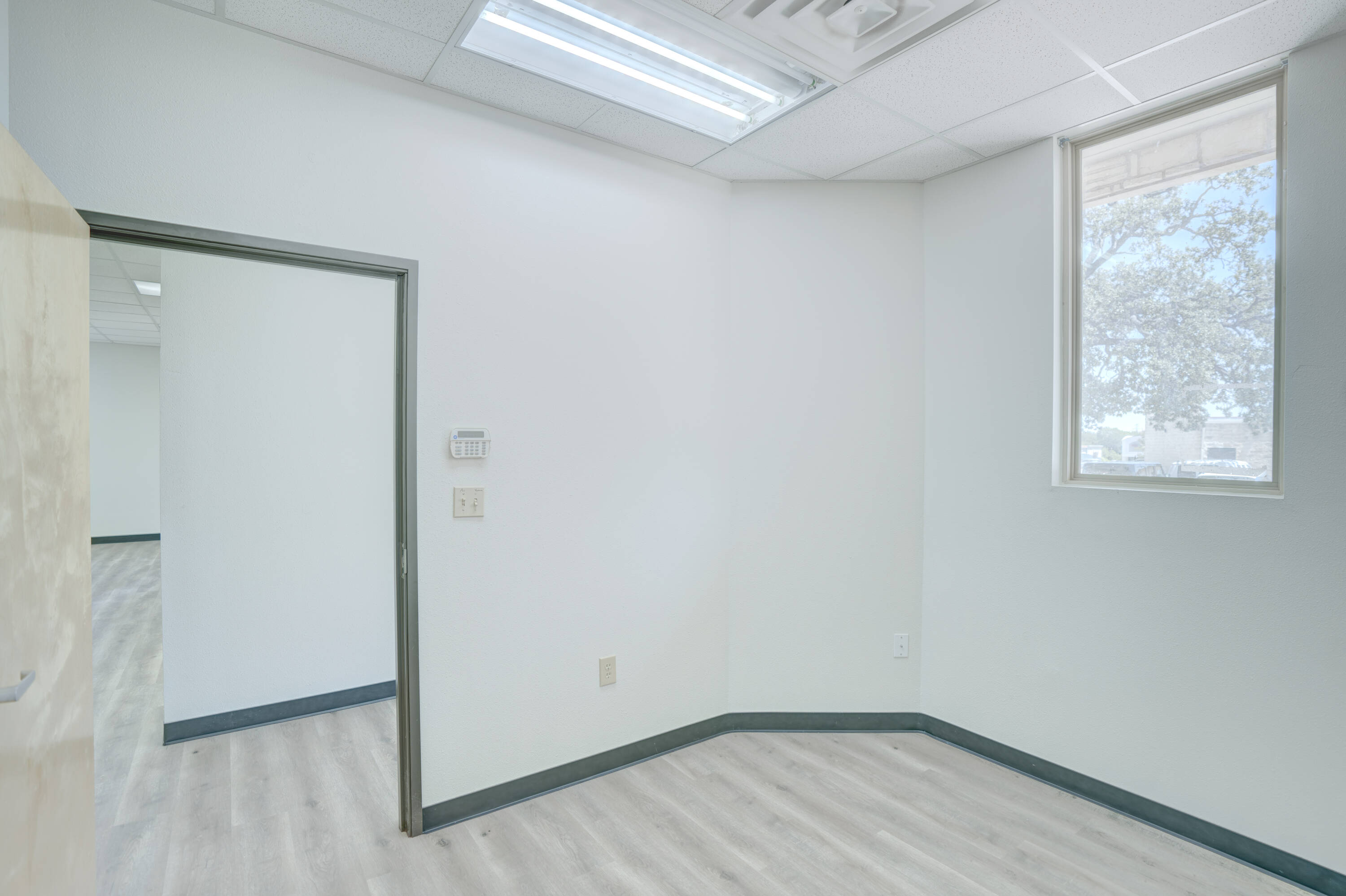 1821 Precinct Line Rd, Hurst, TX 76054 | Crexi.com