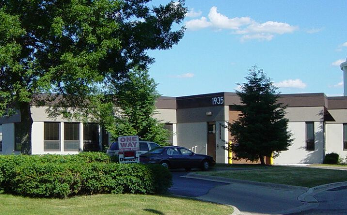 1935 Brandon Ct, Glendale Heights, IL 60139 | Crexi.com