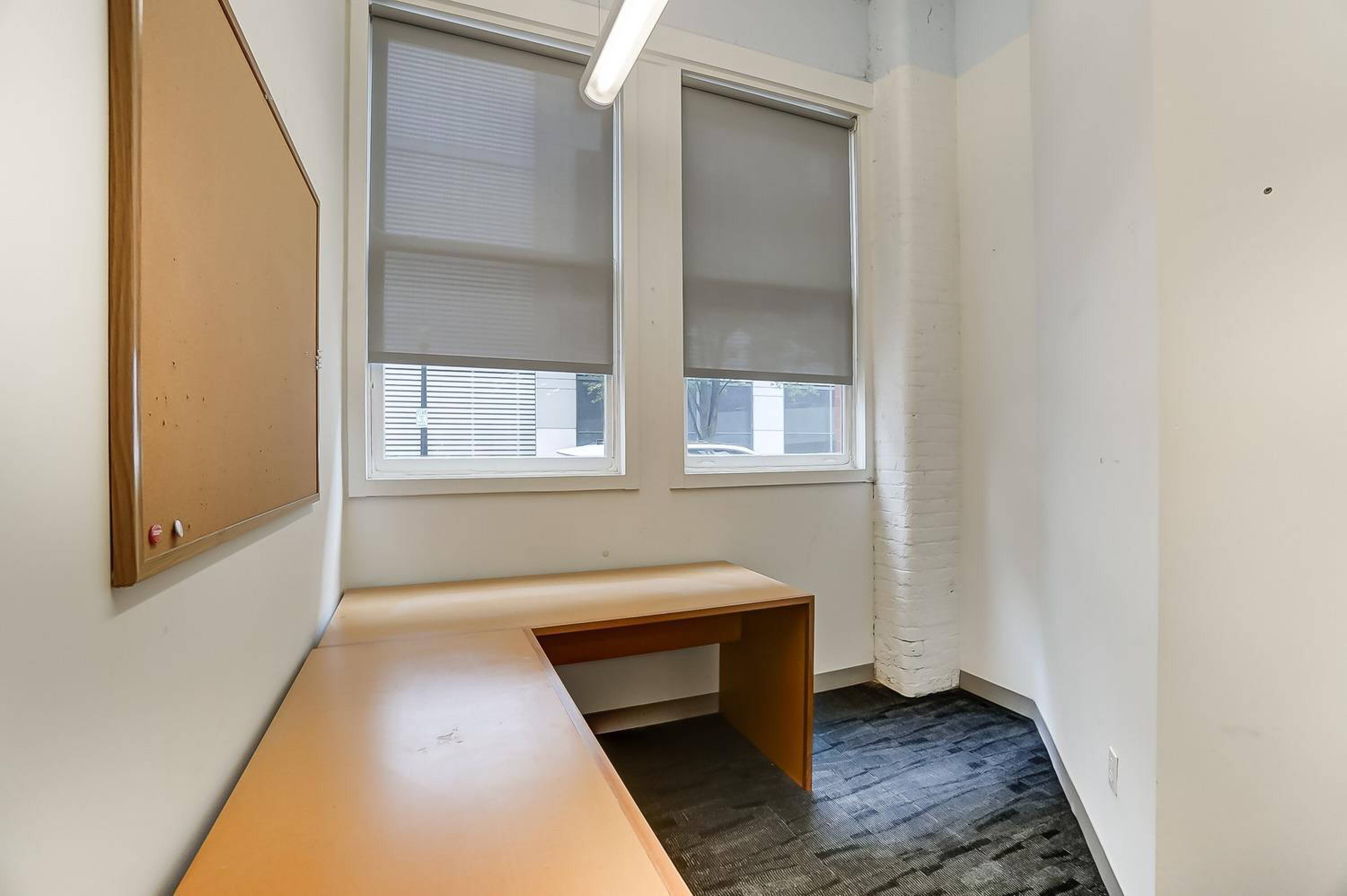 20 E Central Pkwy, Cincinnati, OH 45202 | Crexi.com