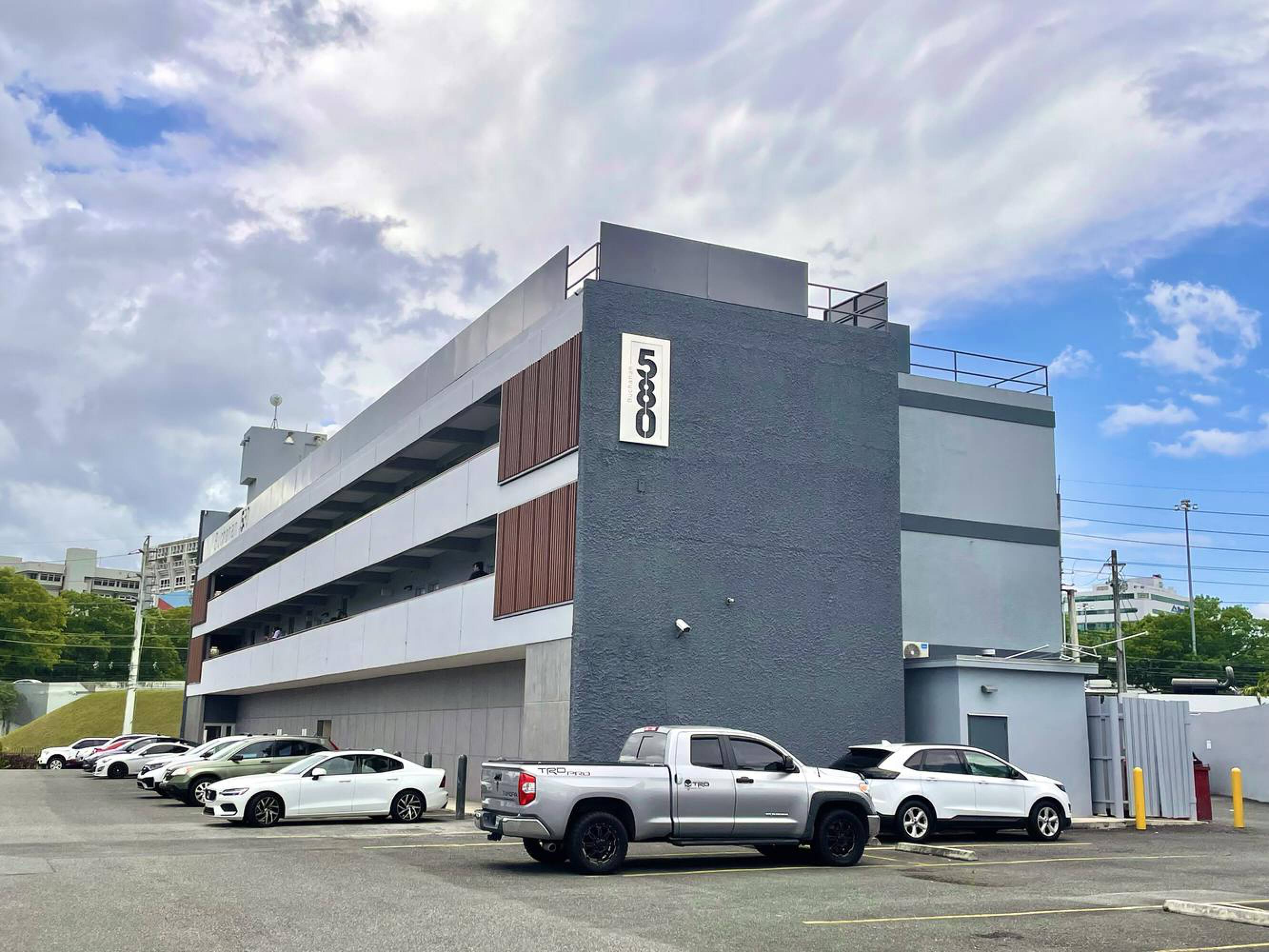580 Marginal Buchanan, Guaynabo, Puerto Rico 00968 | Crexi.com