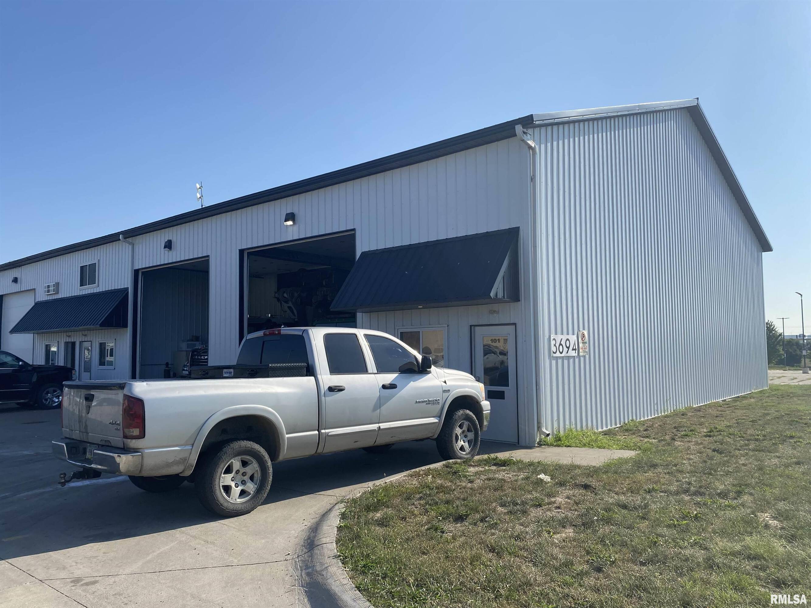 3694 W 83RD Street, Davenport, IA 52806 | Crexi.com