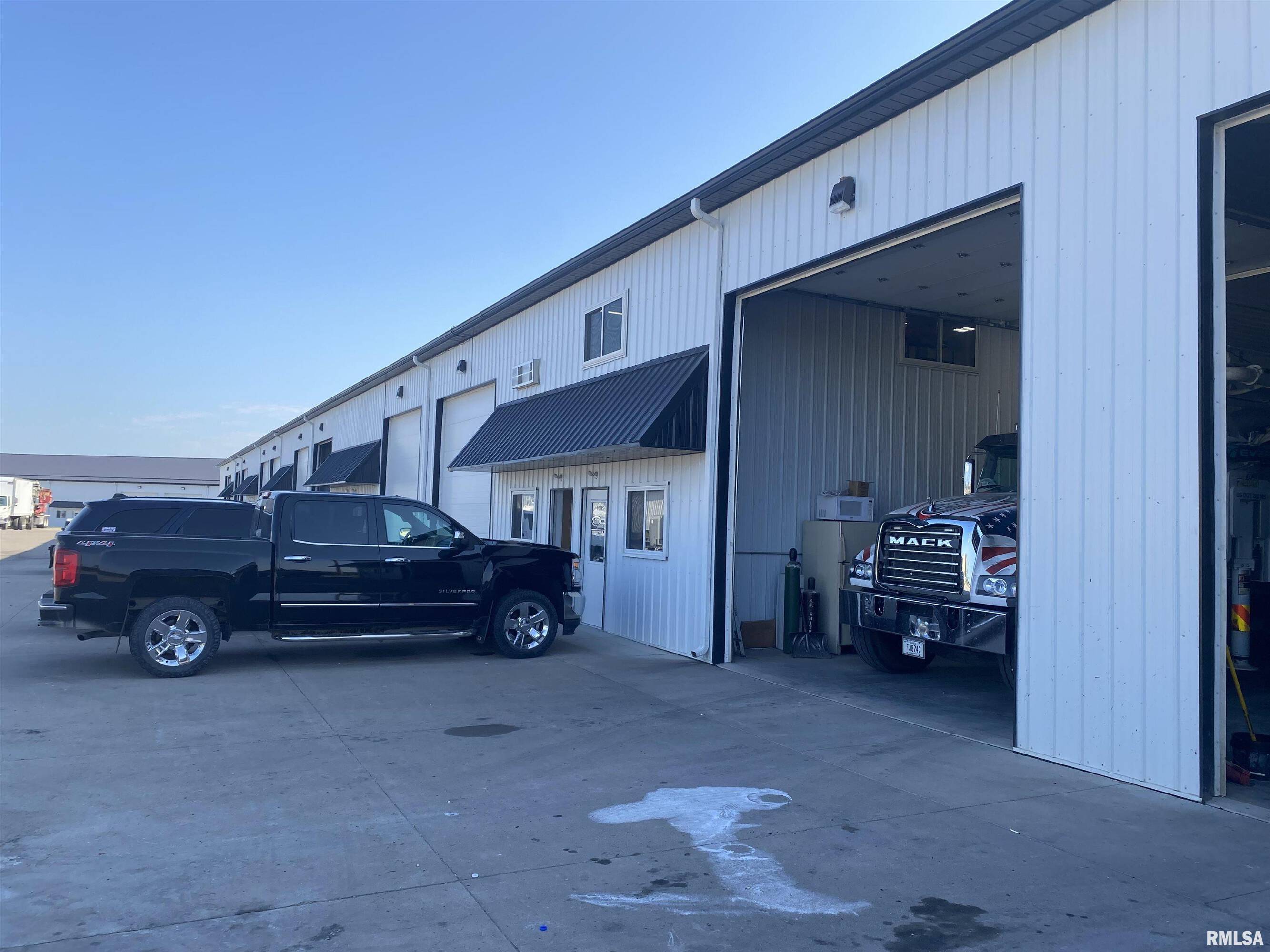 3694 W 83RD Street, Davenport, IA 52806 | Crexi.com