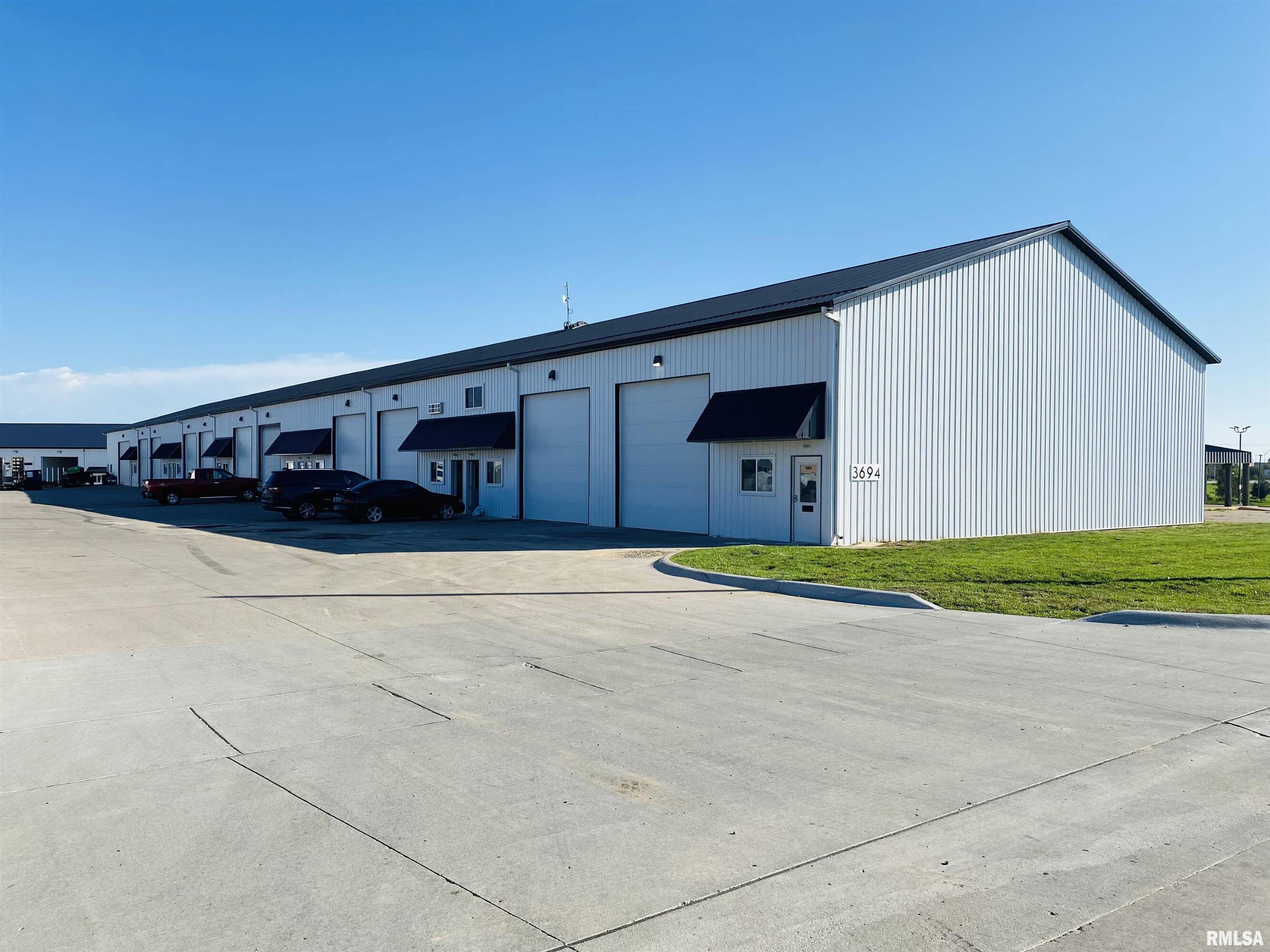 3694 W 83RD Street, Davenport, IA 52806 | Crexi.com