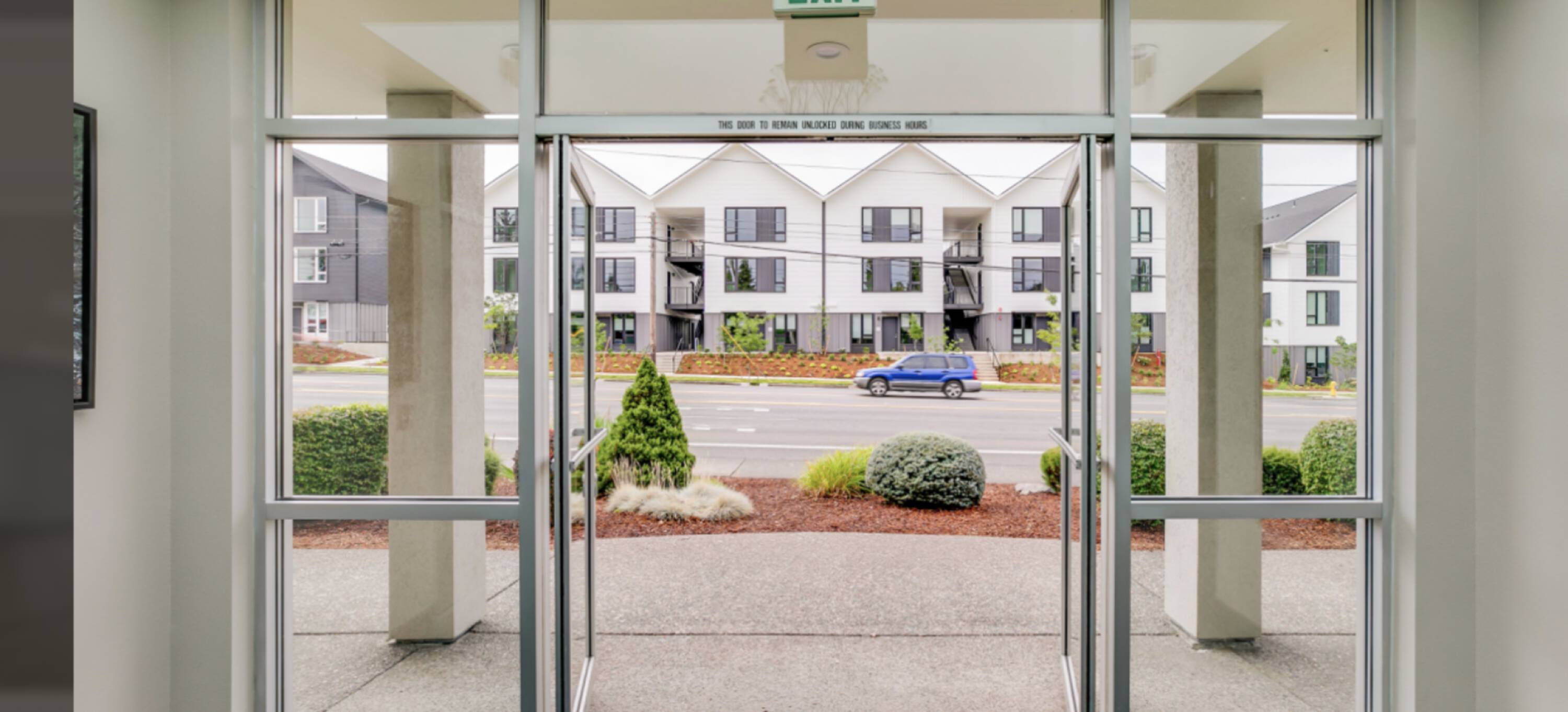 21825 SE STARK ST Gresham OR 97030-2075 APN: R225186 | Crexi.com