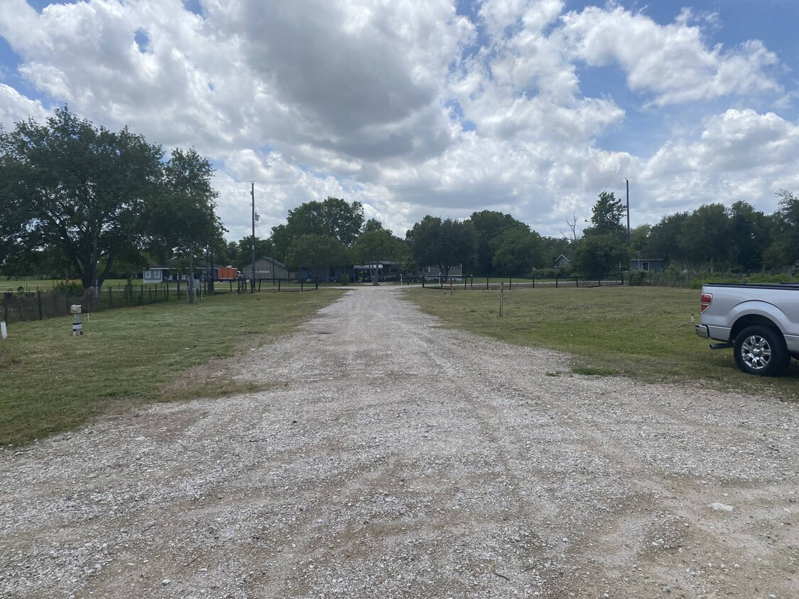 5901 County Rd 675B, Rosharon, TX 77583 | Crexi.com