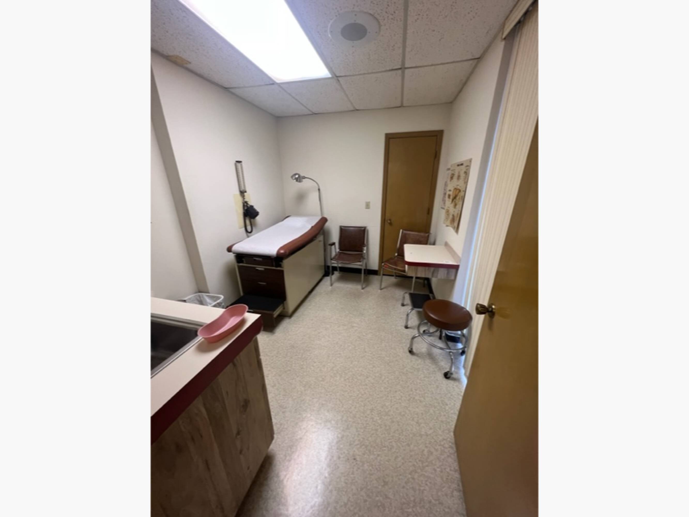 5433 Commercial Way, Spring Hill, FL 34607 | Crexi.com