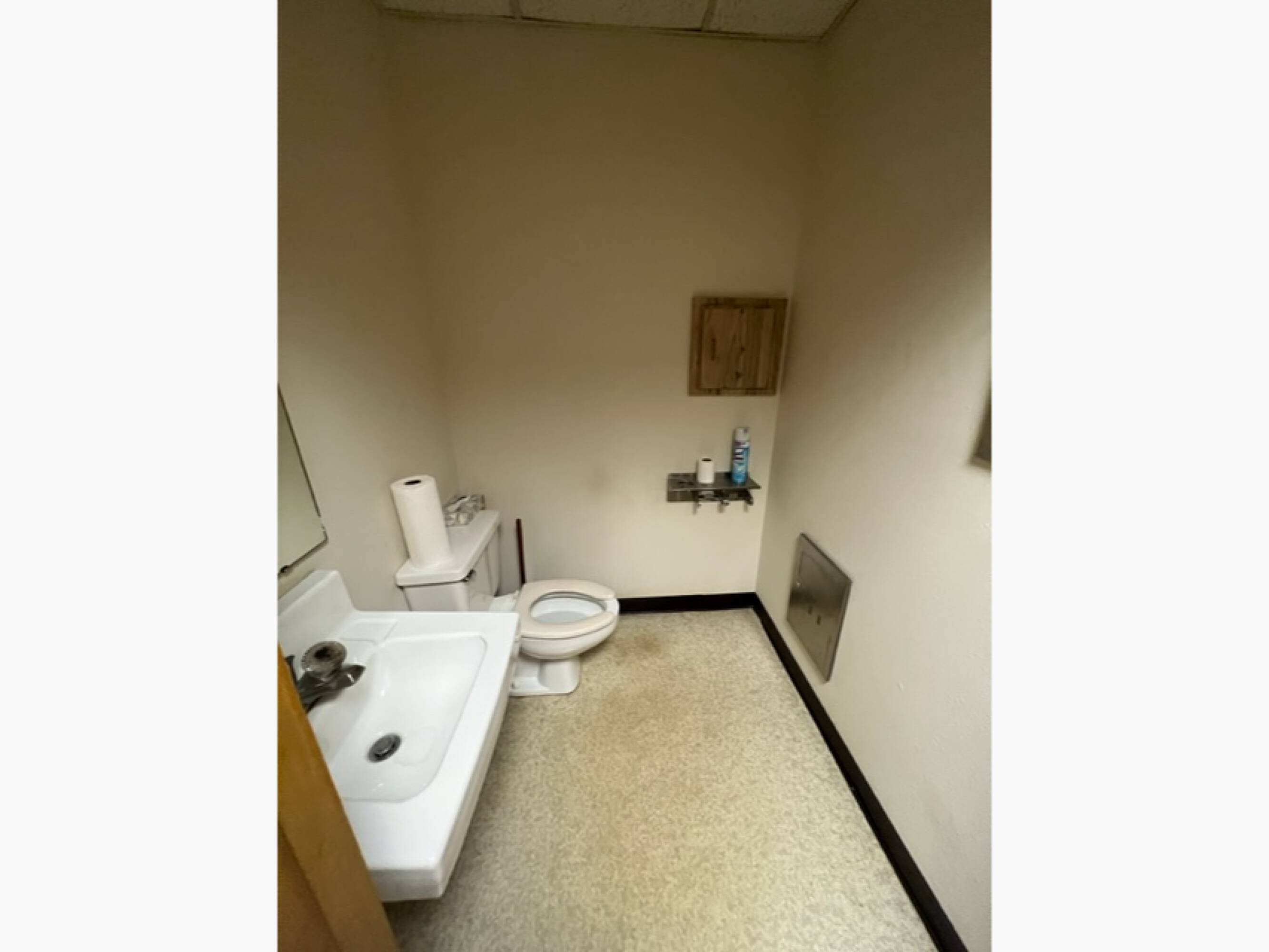 5433 Commercial Way, Spring Hill, FL 34607 | Crexi.com