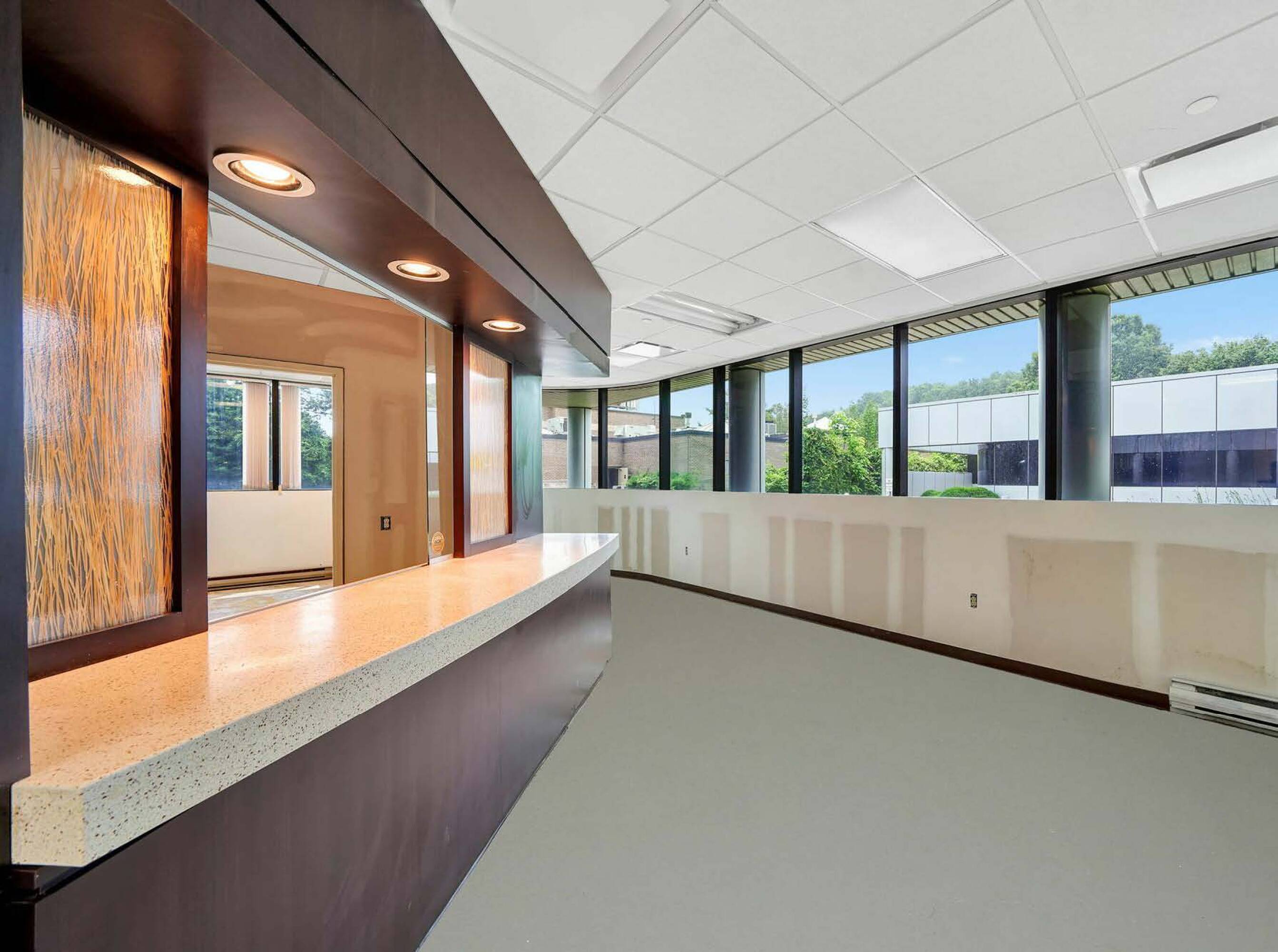 989 W Jericho Turnpike, Smithtown, NY 11787 | Crexi.com