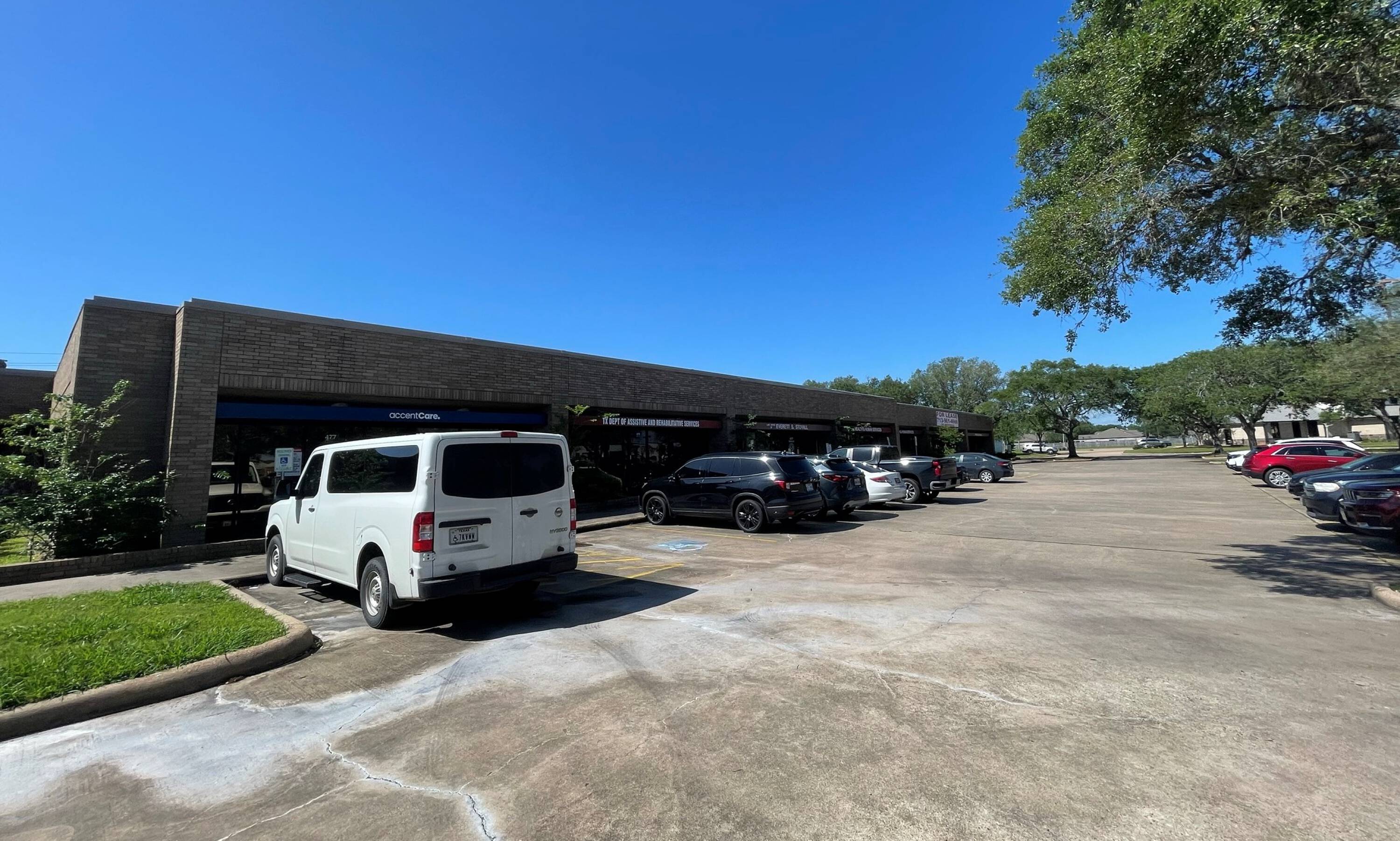 457 THIS WAY Lake Jackson TX 77566 APN: 239351 | Crexi.com